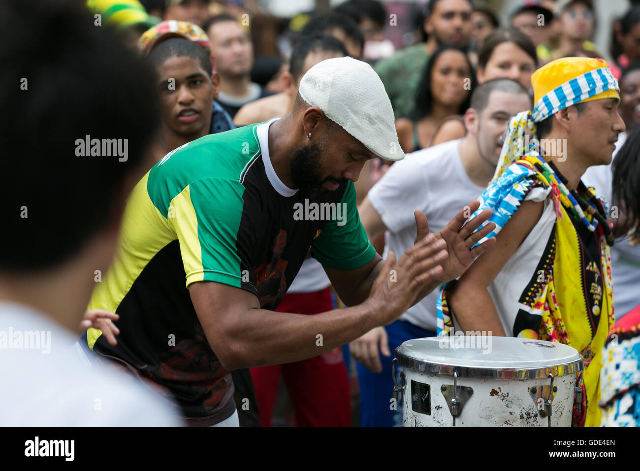 Samba drum brasil hi-res stock photography and images - Alamy