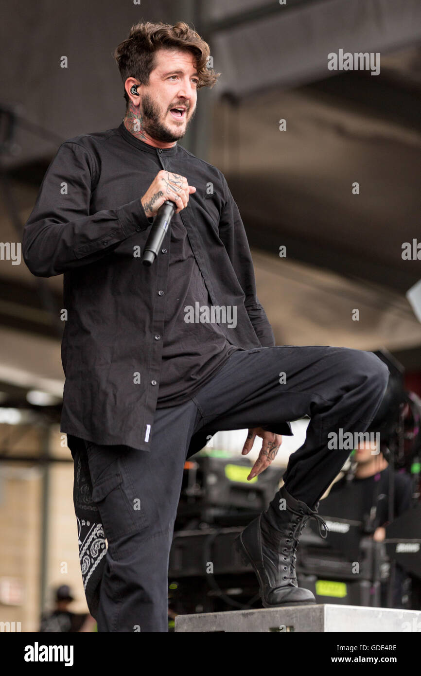 Chicago, Illinois, USA. 15th July, 2016. Singer AUSTIN CARLILE from Of ...