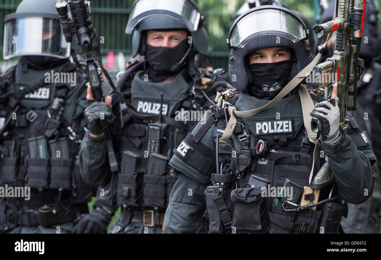 Task Force 88 (anti Terrorist Unit)