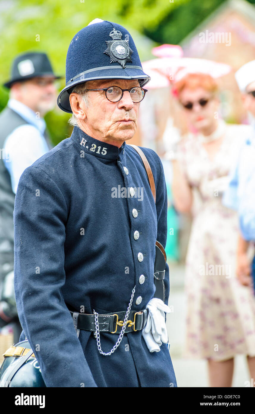 Vintage policeman hi-res stock photography and images - Alamy