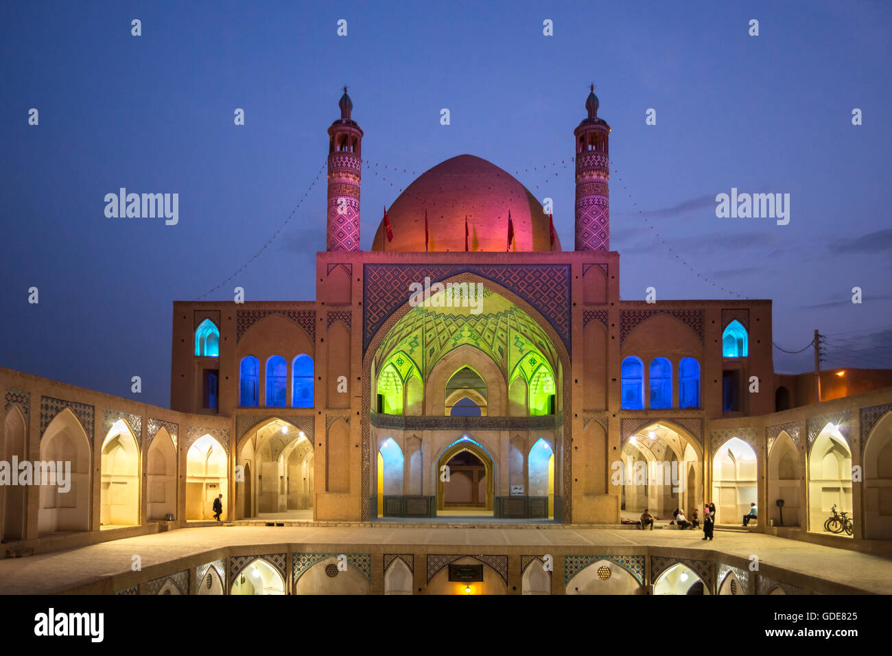 Masjed e hi-res stock photography and images - Alamy