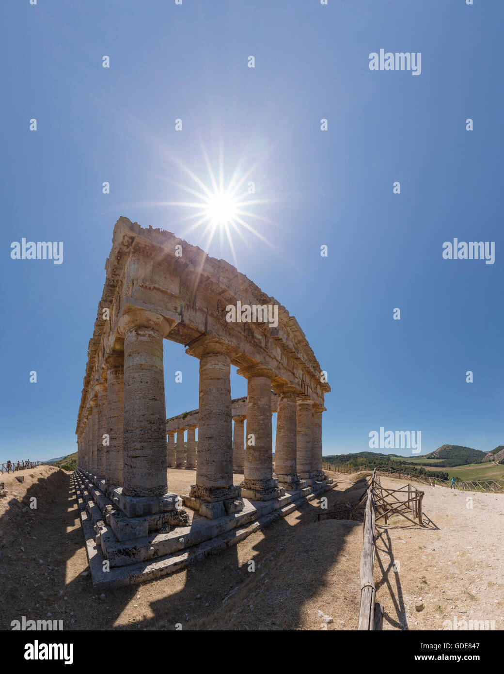 Greek temple,Tempio di Segeste Stock Photo - Alamy