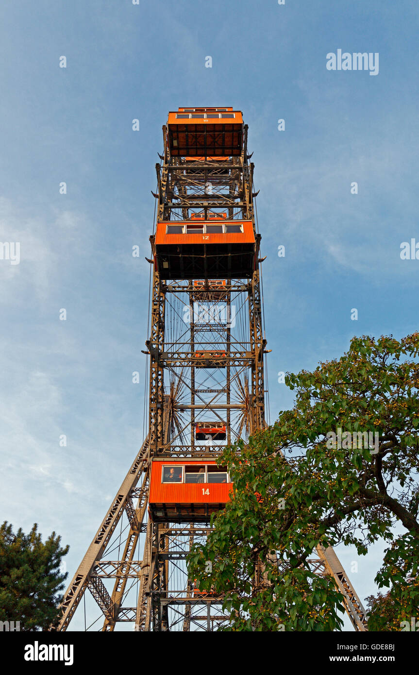 Ferris whell place hi-res stock photography and images - Alamy