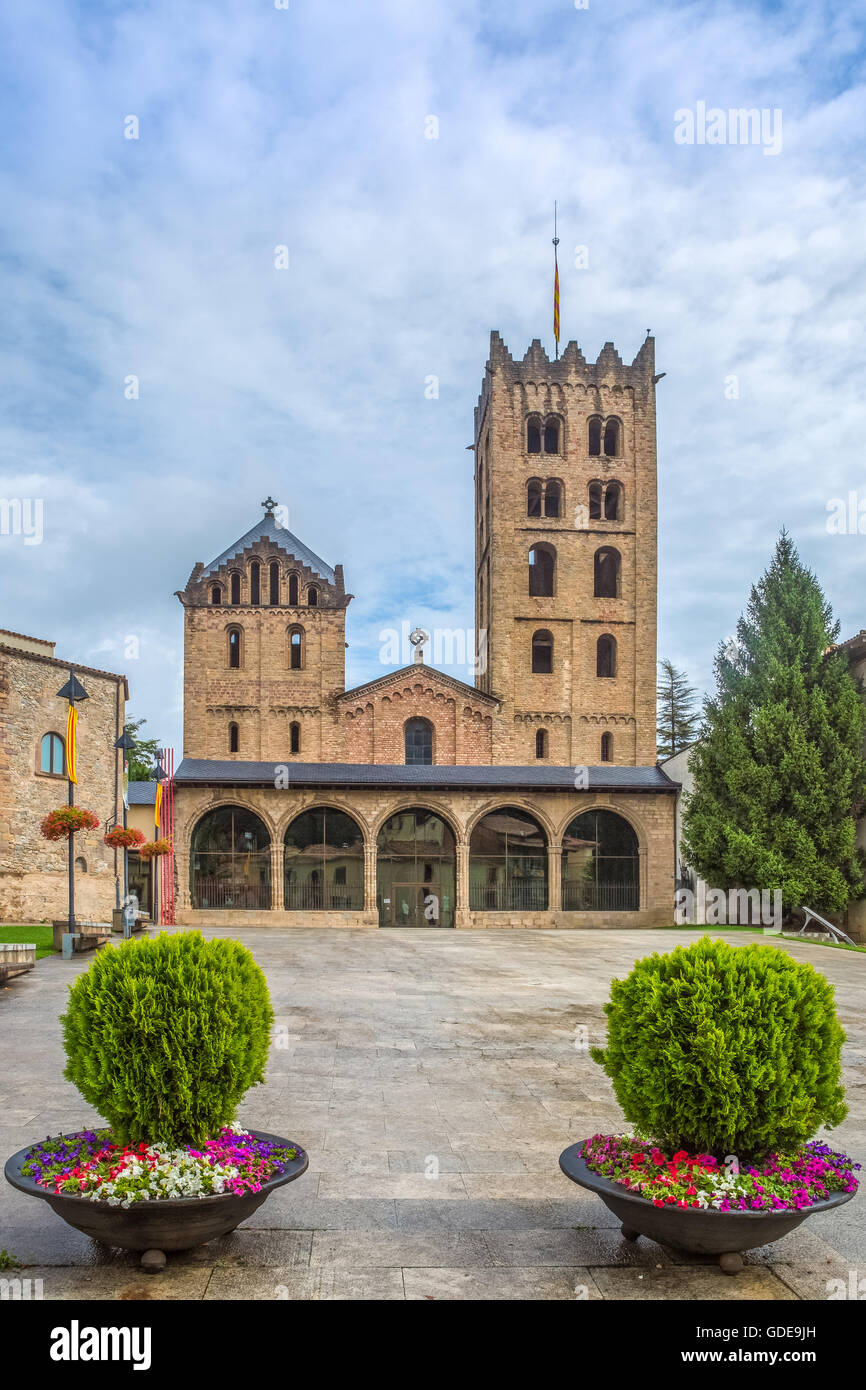 Santa maria de ripoll monastery hi-res stock photography and images - Alamy