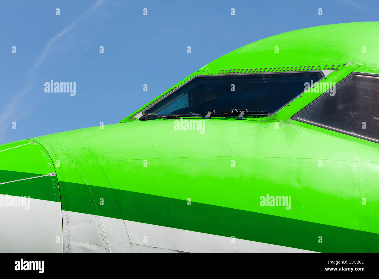 Cockpit close up of green jet airplane Stock Photo - Alamy