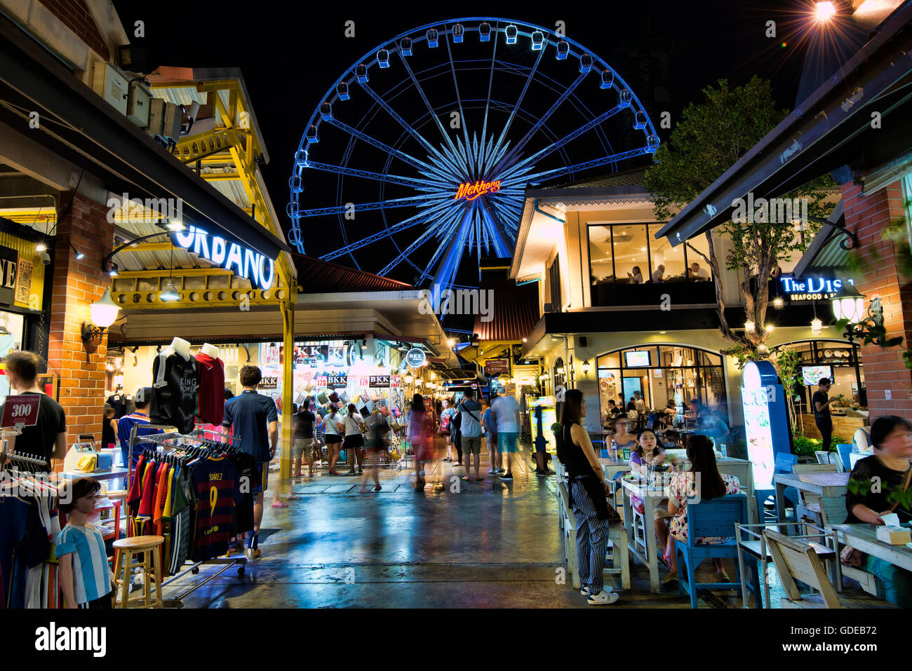 Asiatique night market, Bangkok, Thailand Stock Photo - Alamy