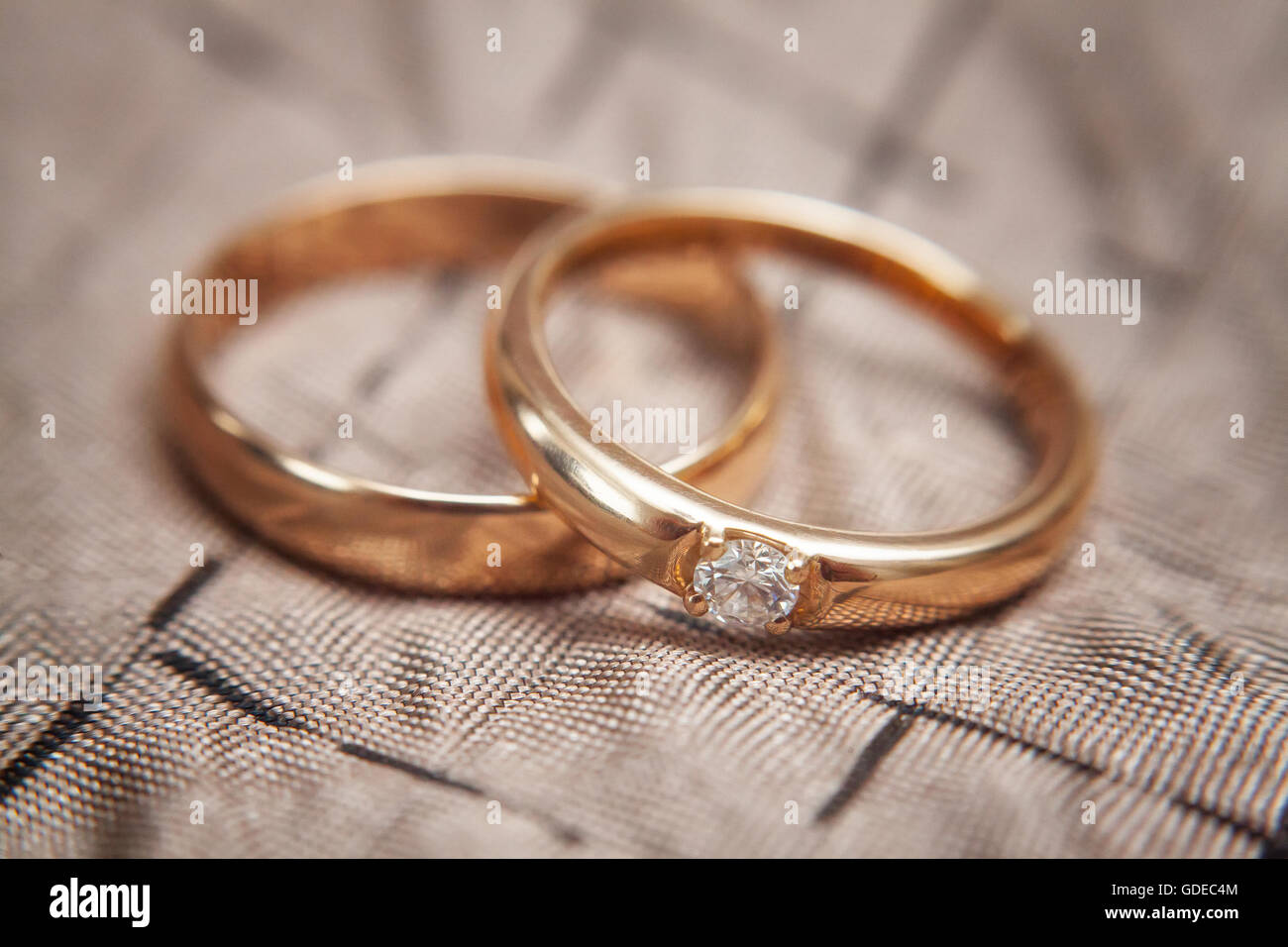 Two beautiful wedding rings with brilliants close up Stock Photo - Alamy
