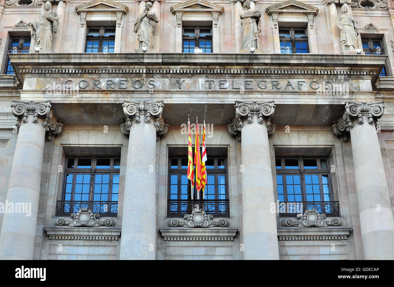 Modern post office hi-res stock photography and images - Alamy