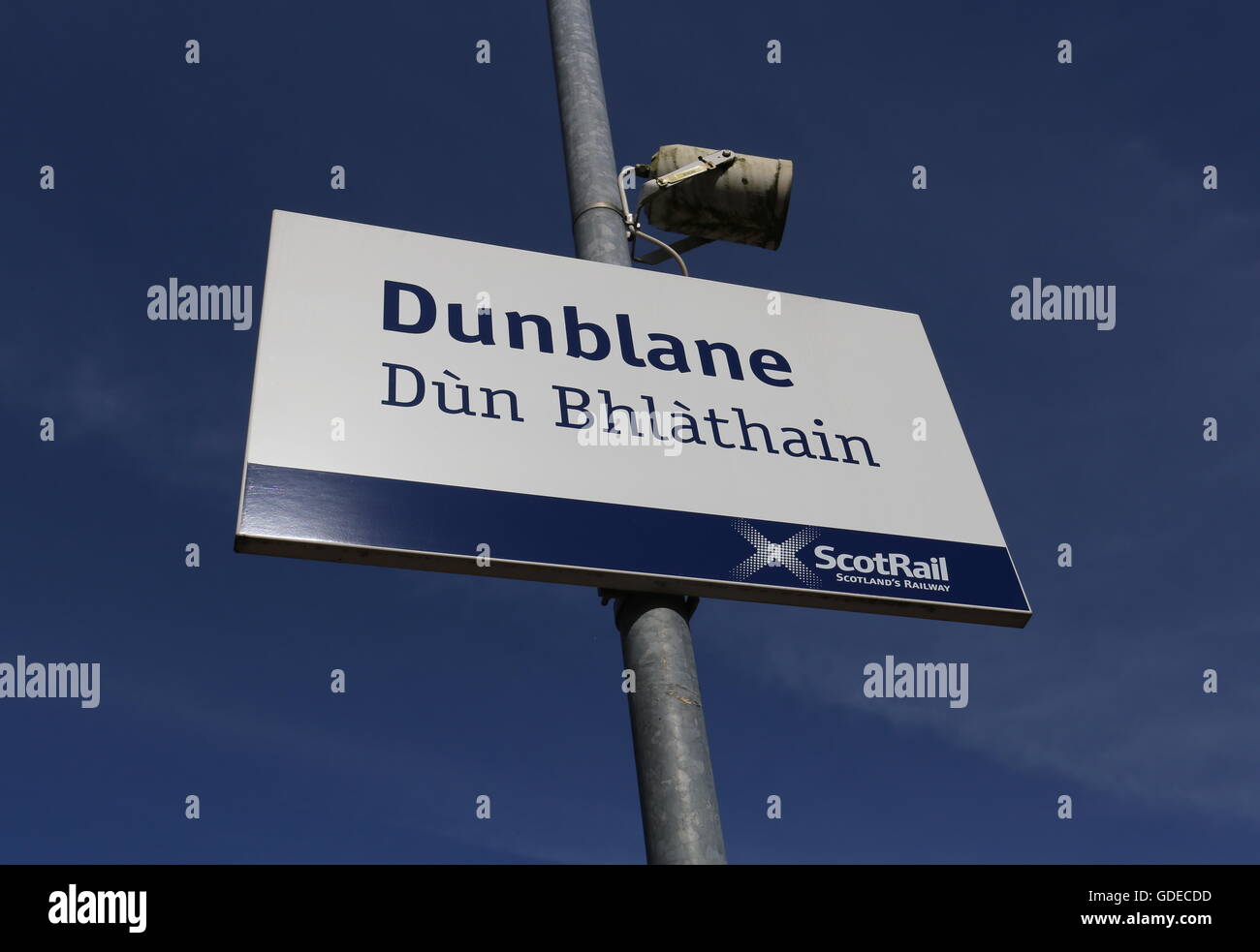 Dunblane railway station hi-res stock photography and images - Alamy