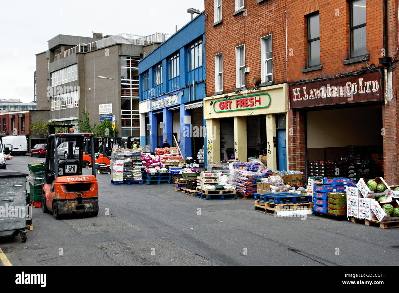 Old fruit market hi-res stock photography and images - Alamy