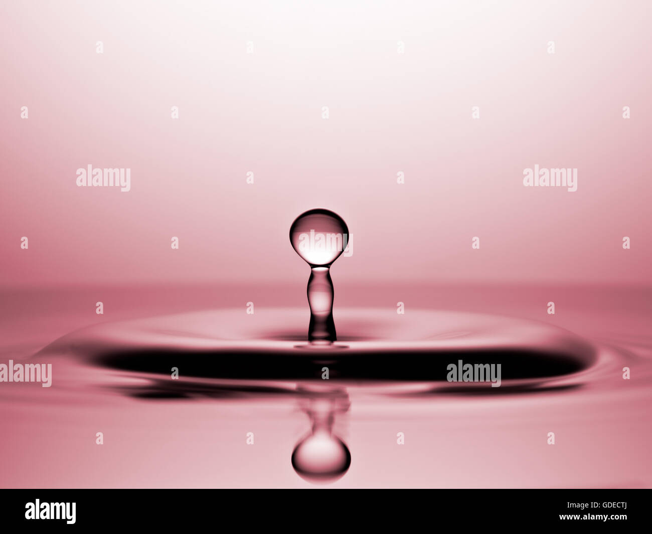 Water drop art hi-res stock photography and images - Alamy