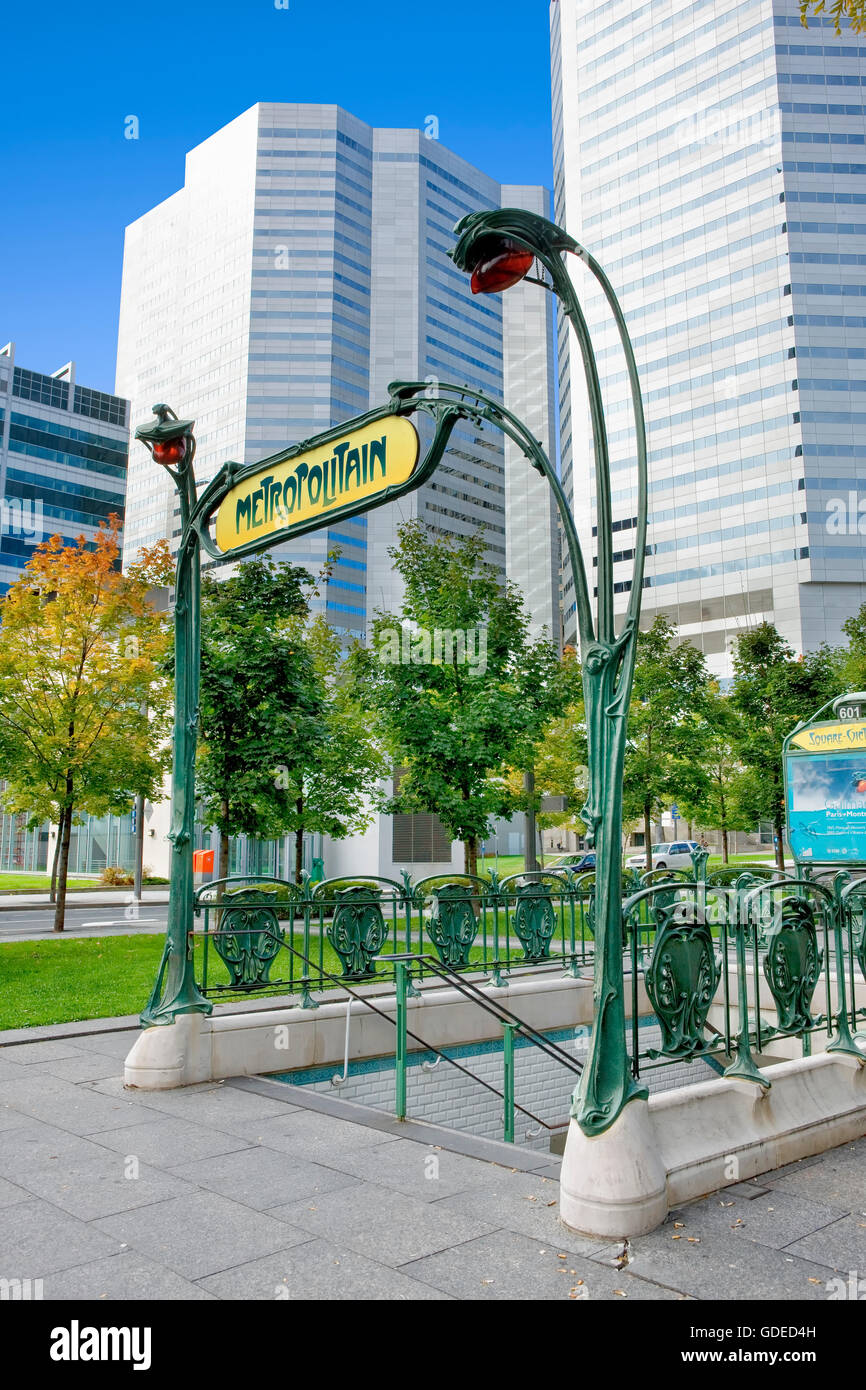 Subway in square Victoria, Montreal Stock Photo - Alamy