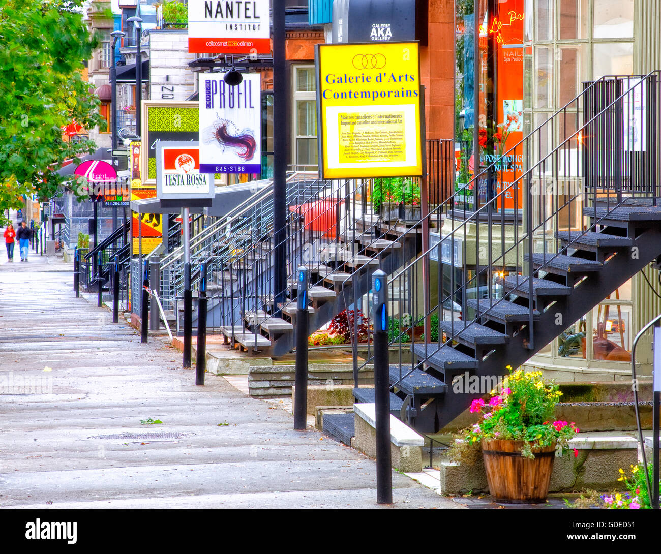 Crescent street in montreal hi-res stock photography and images - Alamy