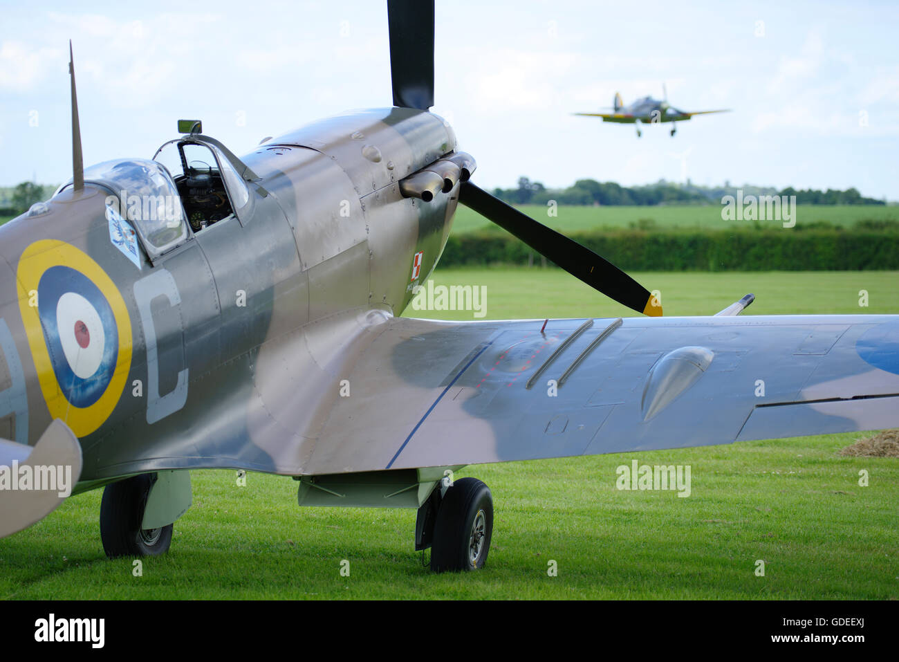 Vickers Supermarine Spitfire Mk 5b, BM597 Stock Photo - Alamy