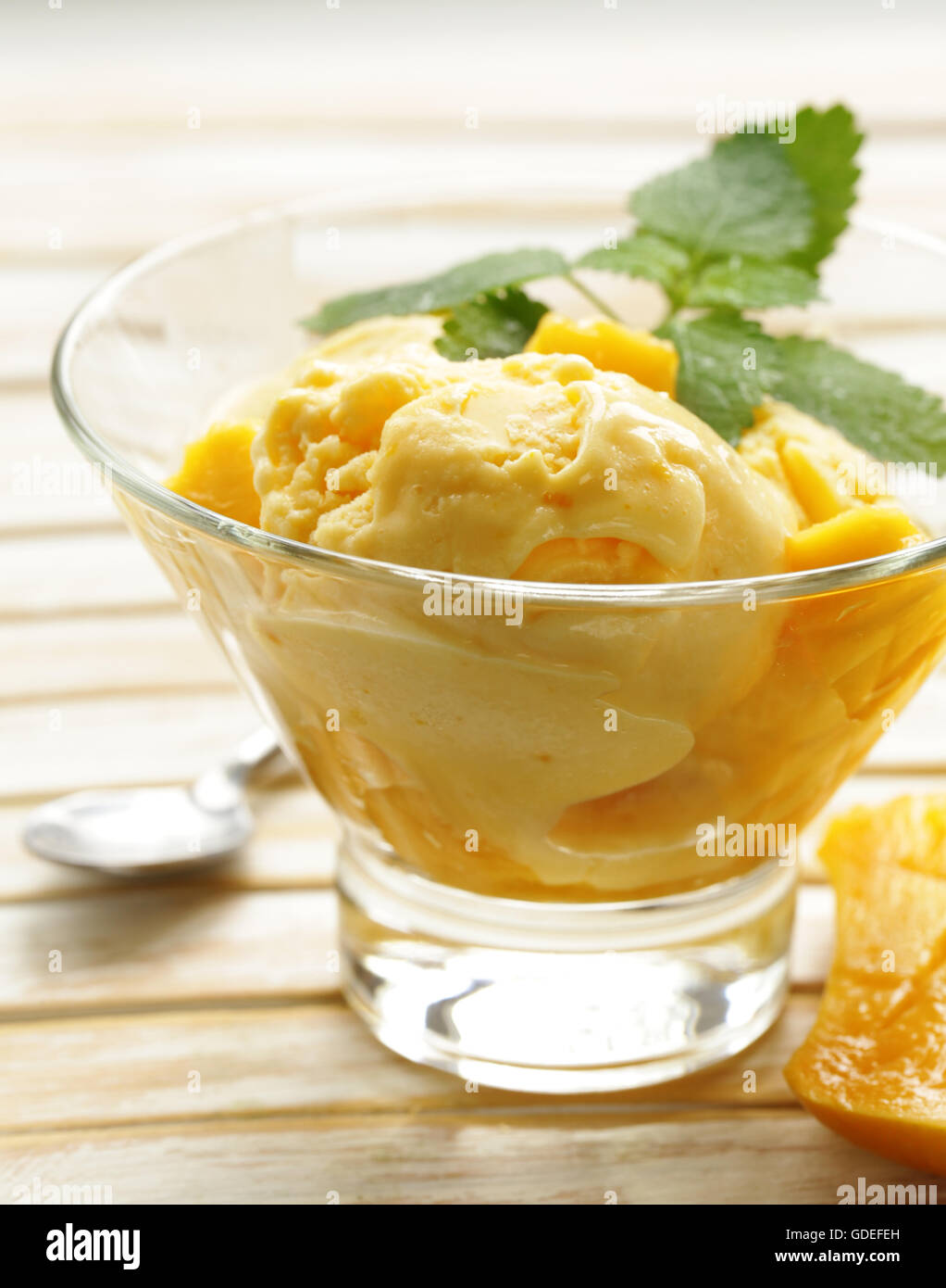 Mango mint ice cream hi-res stock photography and images - Alamy