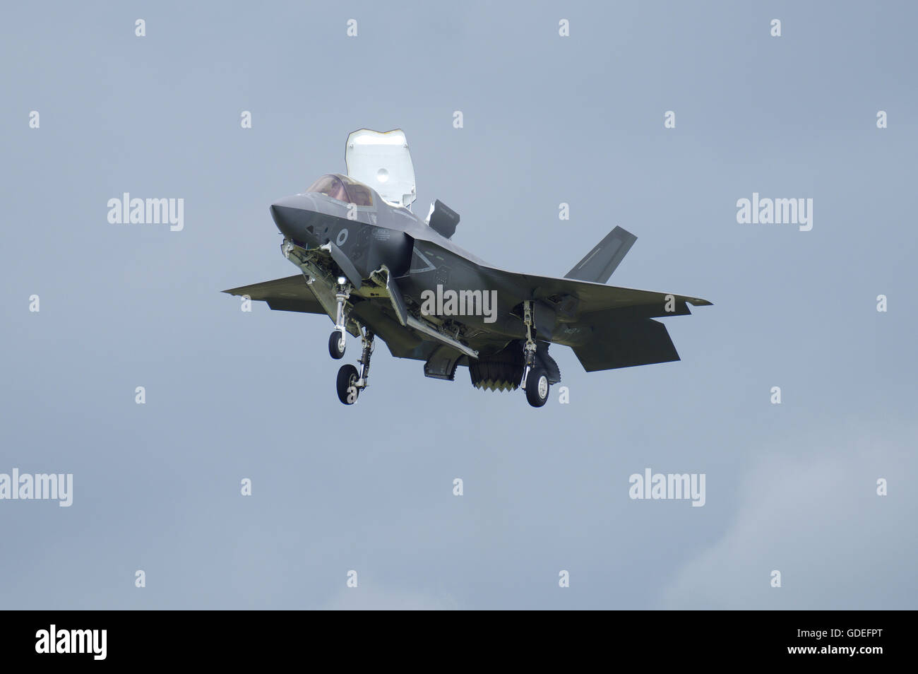 Lockheed martin f35b lightning ii hi-res stock photography and images ...