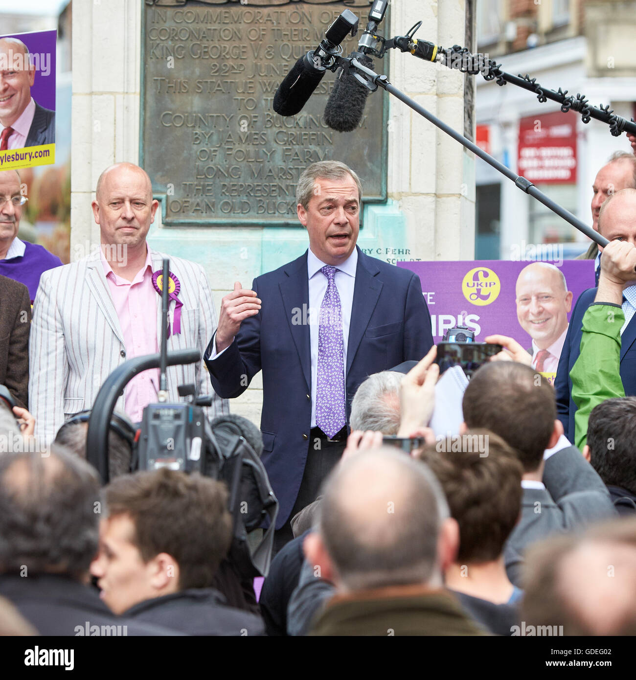Ukip leader nigel farage with chris adams left hi-res stock photography ...