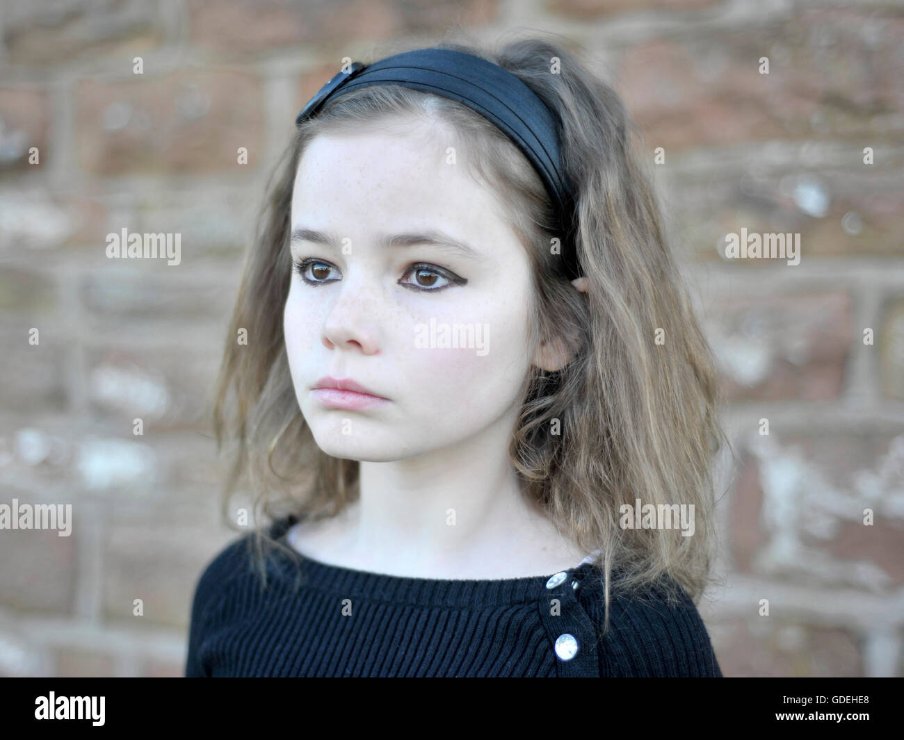 nine year old goth girl in makeup Stock Photo - Alamy