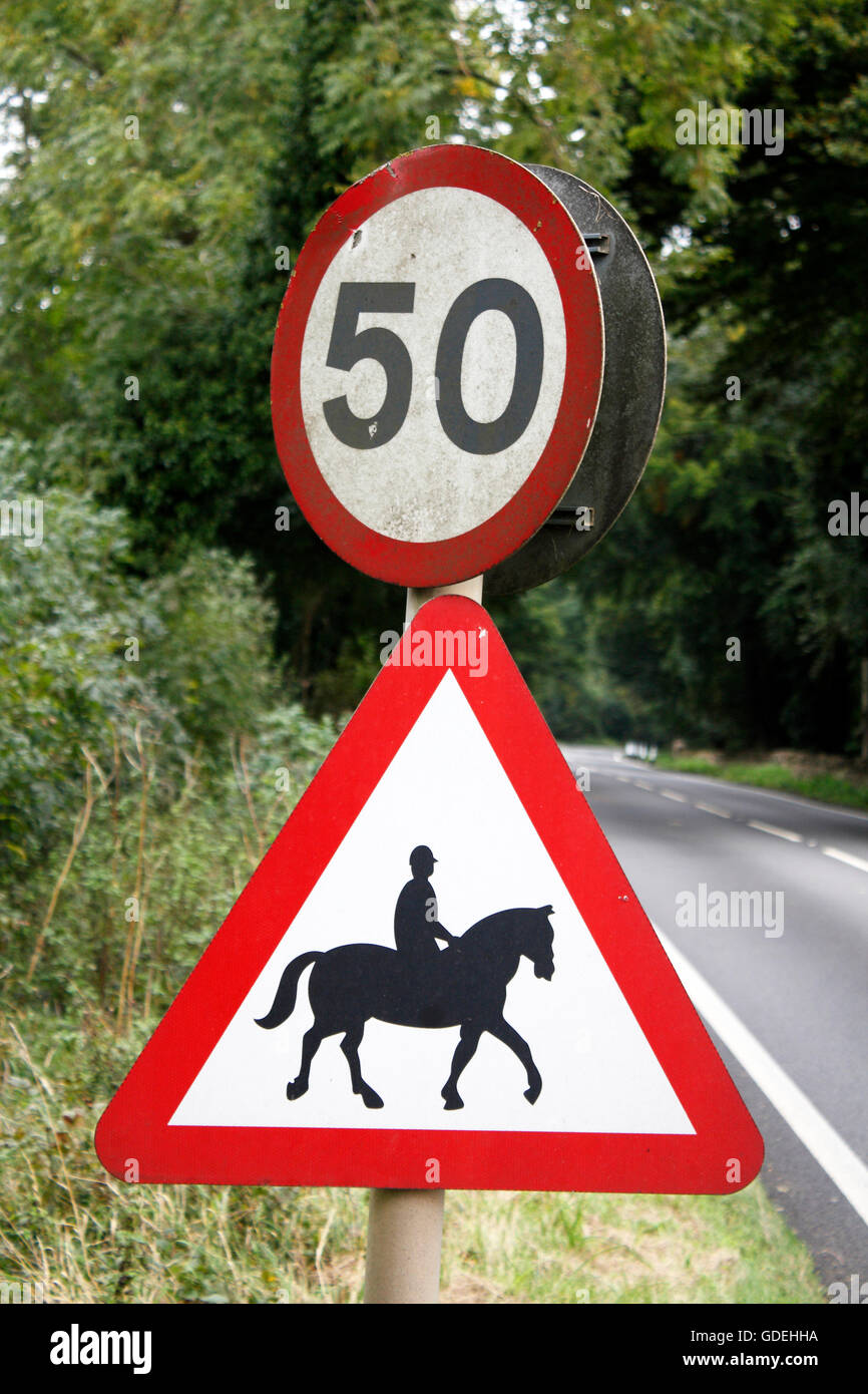 Speed and horse crossing signs on road hi-res stock photography and ...