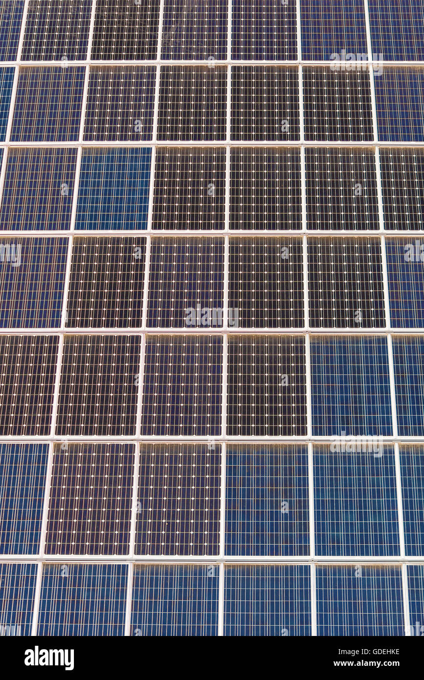 Photovoltaic solar cells hi-res stock photography and images - Alamy