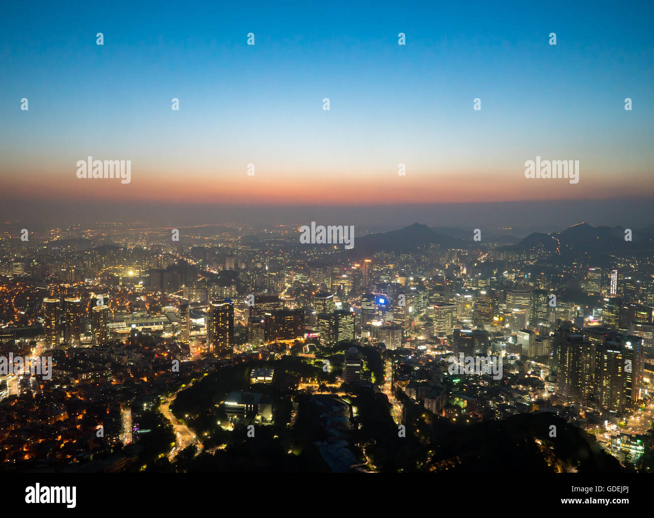 Sunset over city skyline, Seoul, South Korea Stock Photo - Alamy