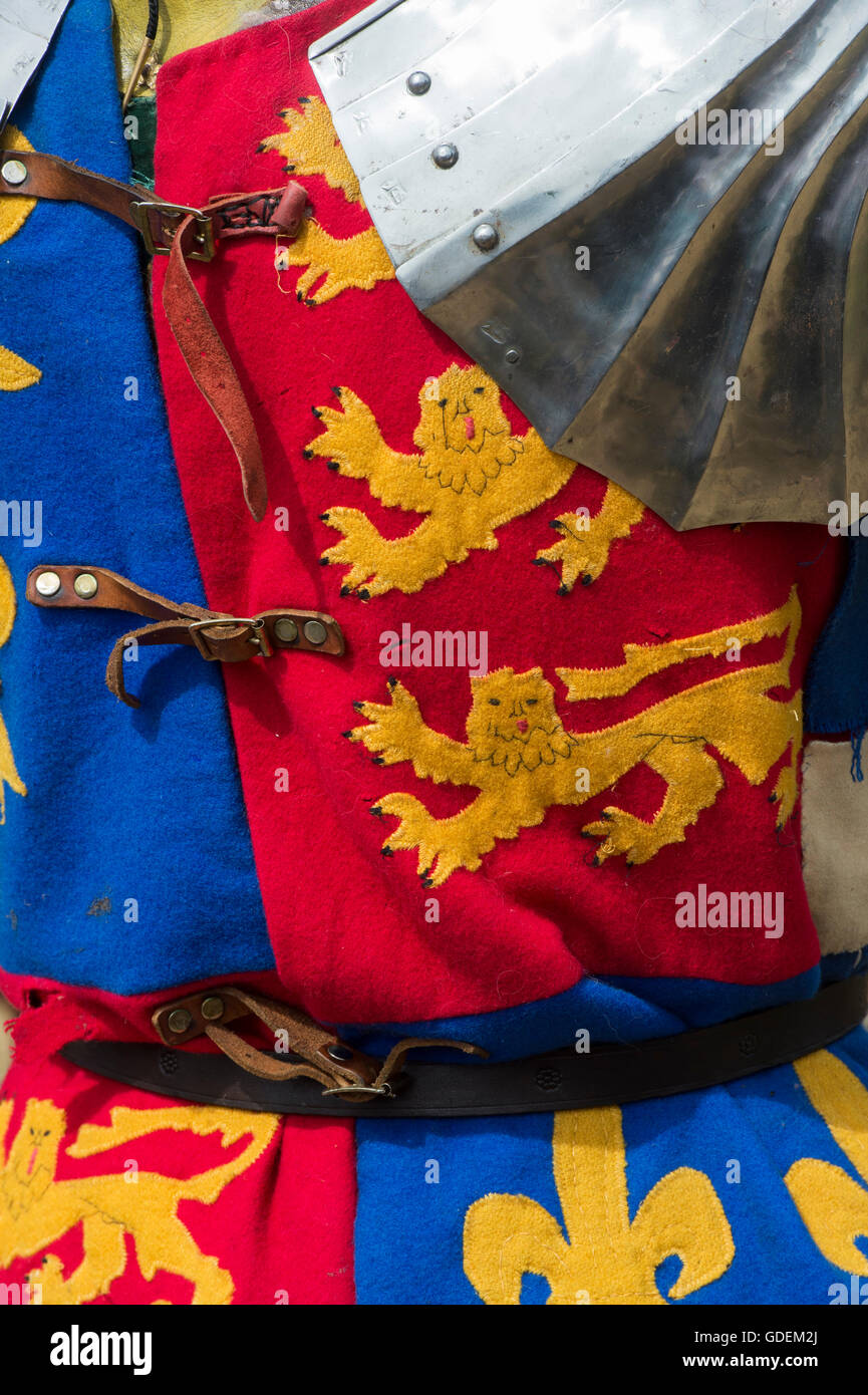 Medieval yorkist knights tumic at Tewkesbury medieval festival 2016 ...