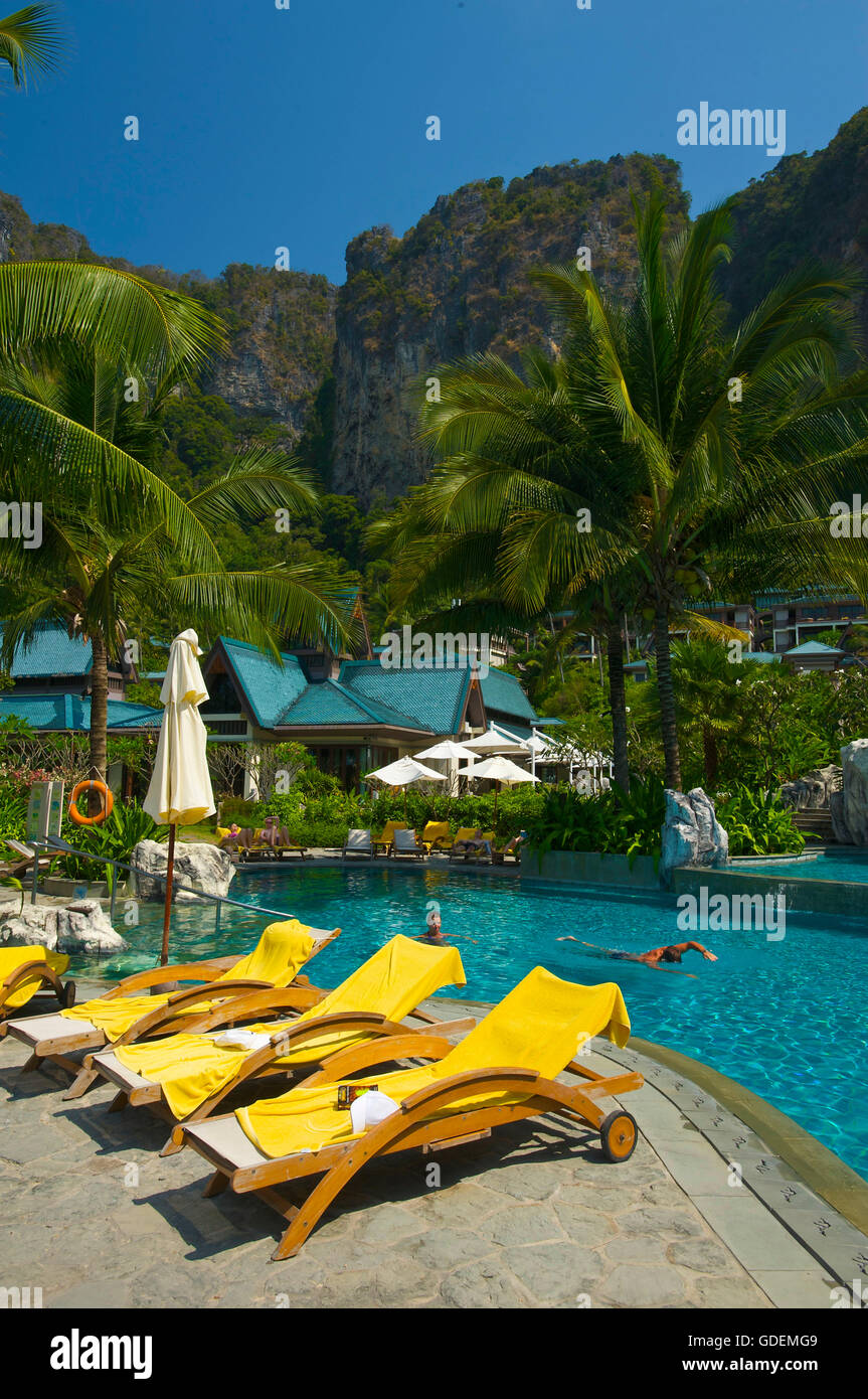 Swimming Pool Of The Centara Resort High Resolution Stock Photography ...