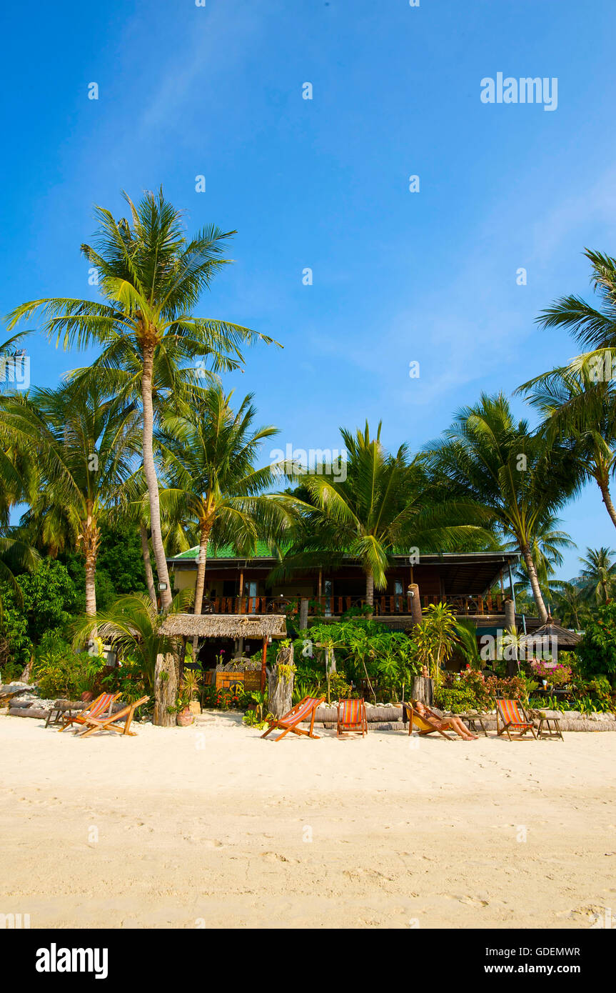 Lamai beach vertical hi-res stock photography and images - Alamy