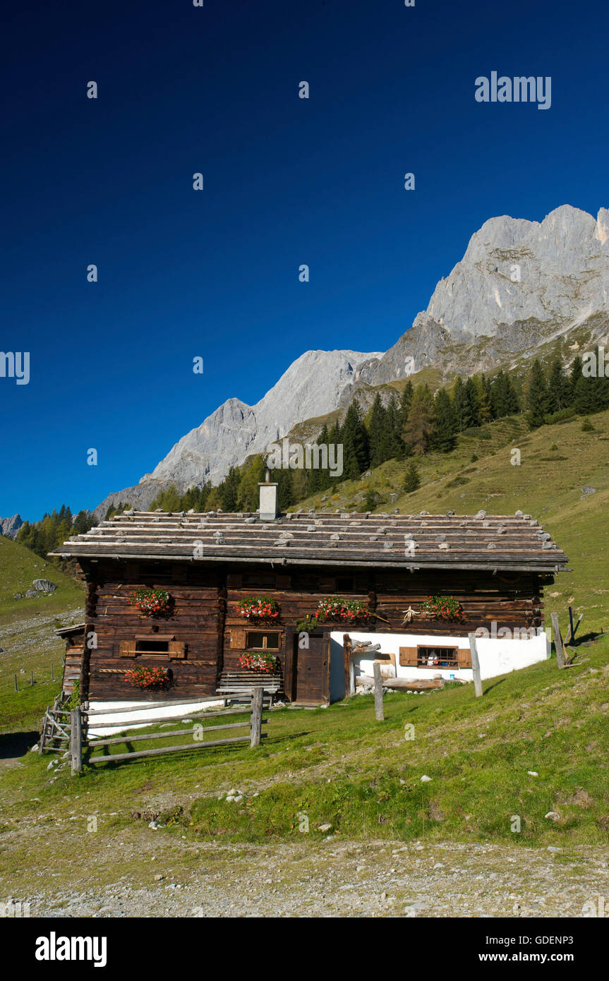 Chalet in front of Hochkoenig Mountain, Pinzgau, Pongau, Salzburger ...