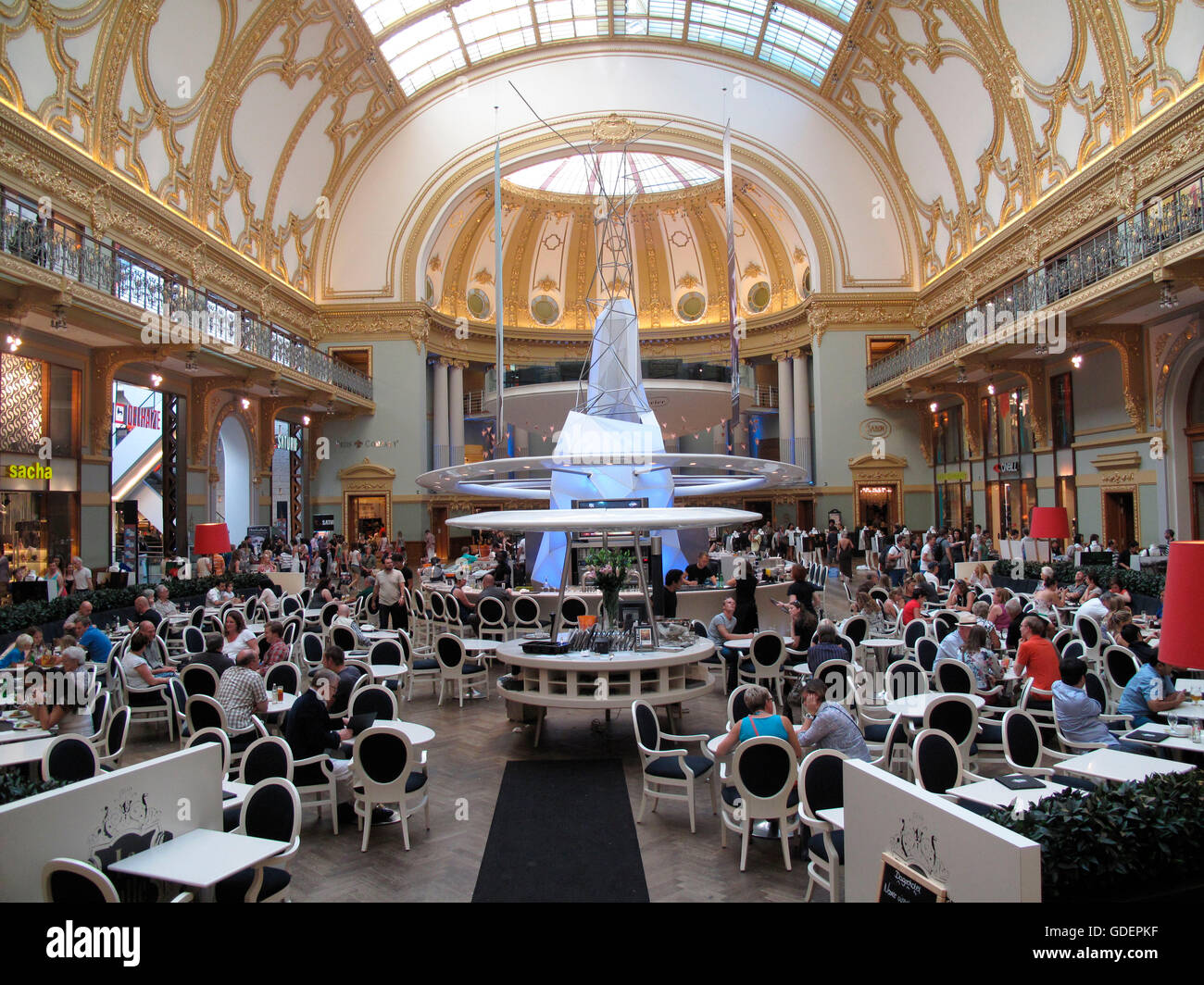 Shopping Mall, Antwerp, Flanders, Belgium / De Antwerpse Shopping ...