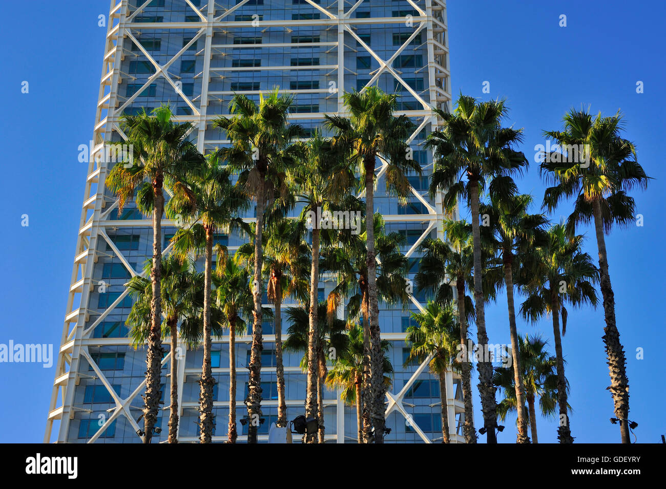 Barcelona block hi-res stock photography and images - Alamy