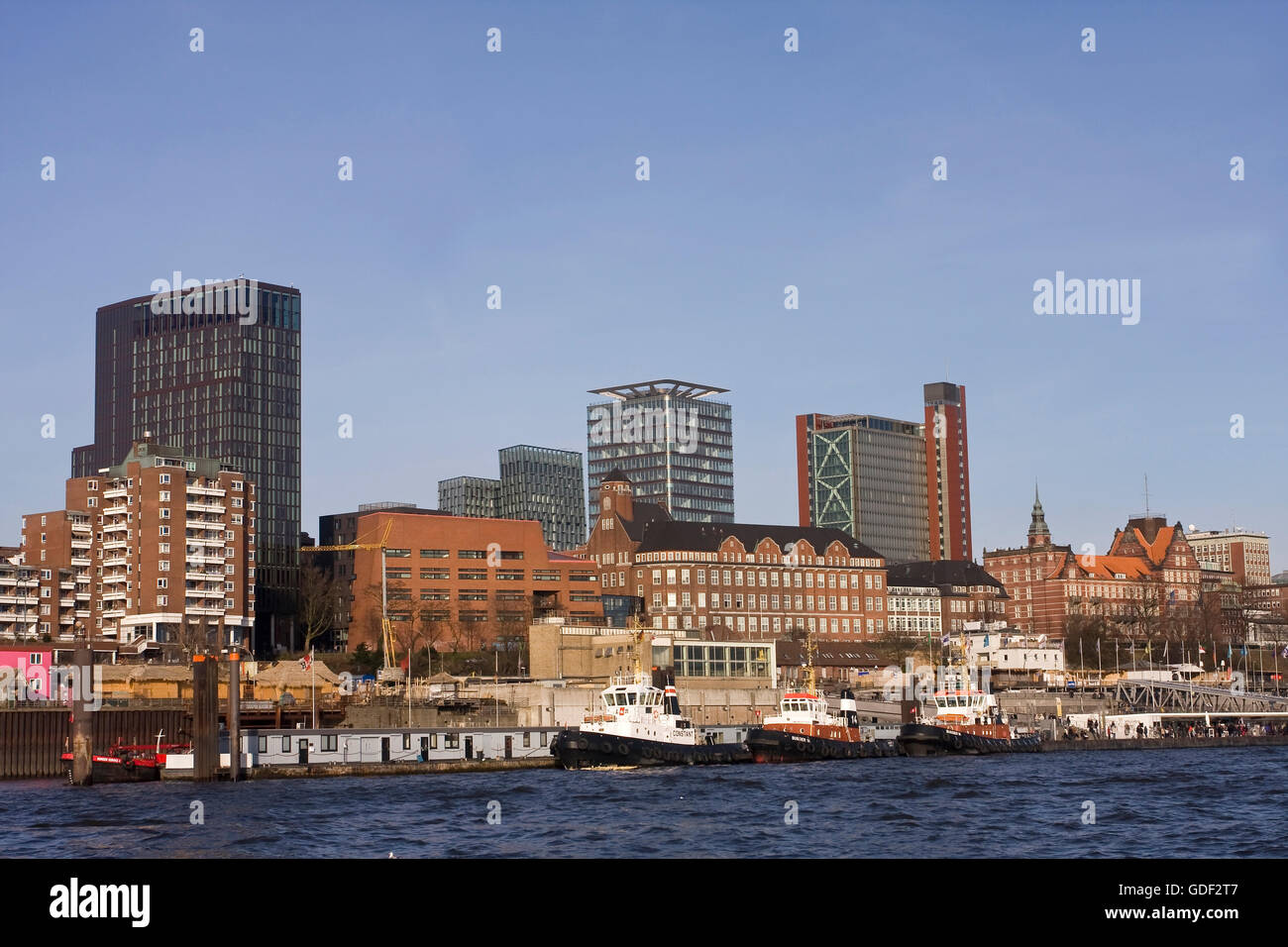 Office building with Dancing Towers and landing bridges in Hamburg ...
