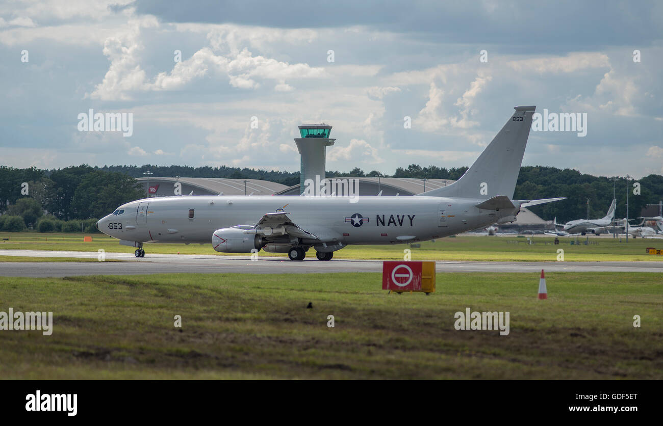 P 8 poseidon maritime patrol aircraft hi-res stock photography and ...