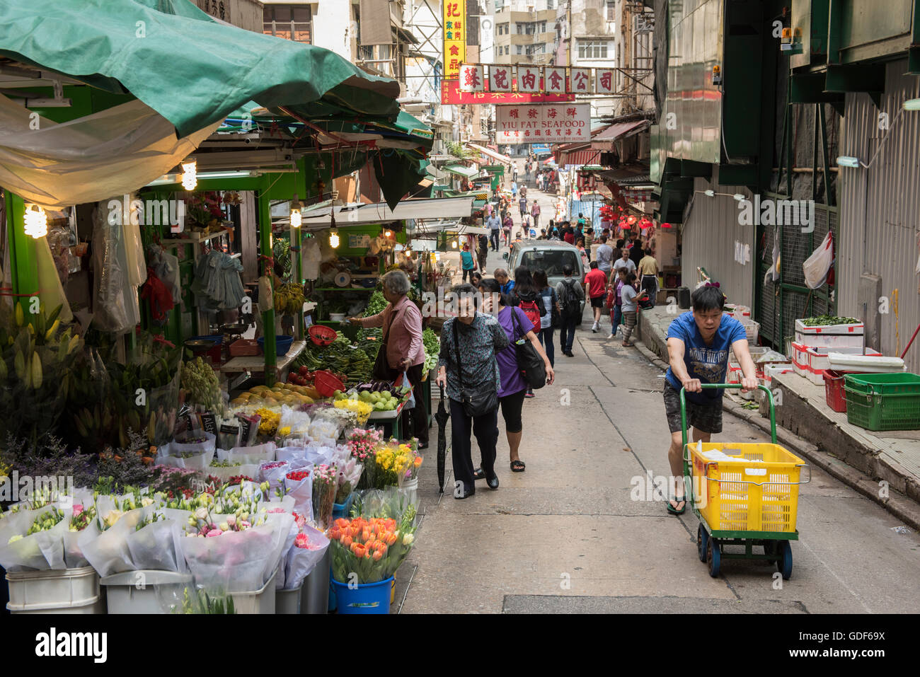 View of Gage street outdoor market, Hong Kong China Stock Photo - Alamy