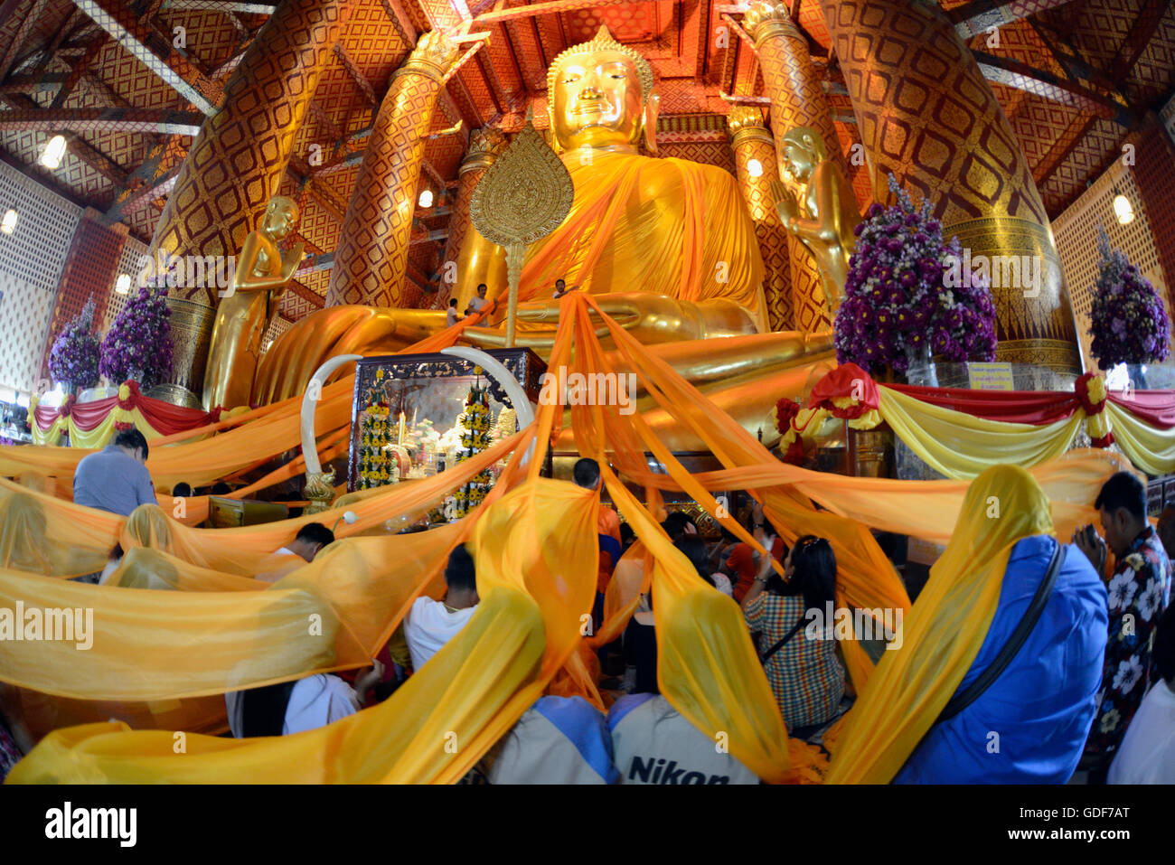 A allday ceremony in the Wat Phanan Choeng Temple in City of Ayutthaya ...