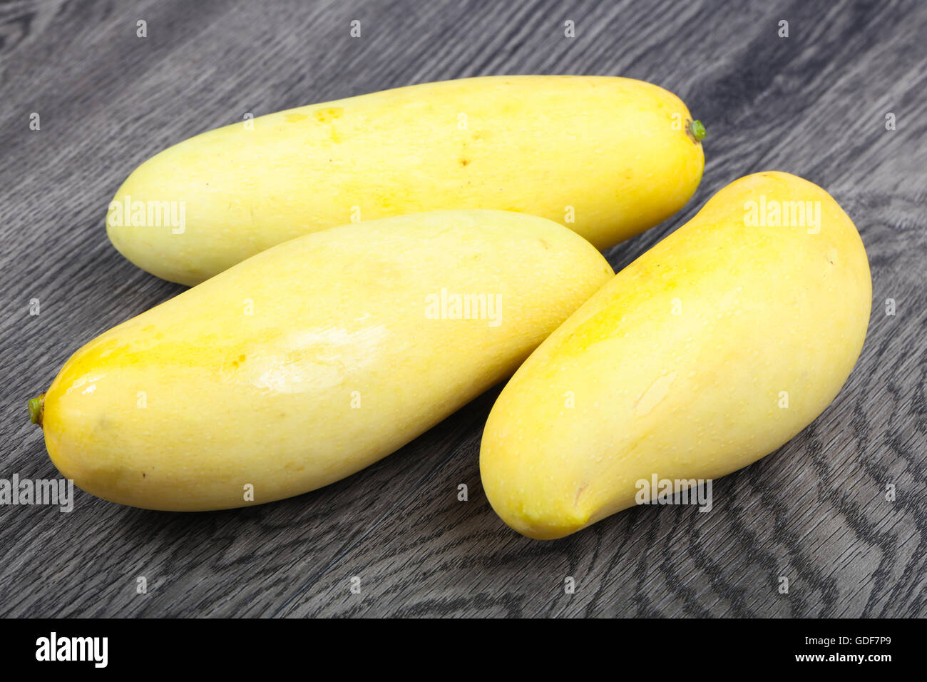Fresh ripe sweet Yellow mango on wood background Stock Photo - Alamy