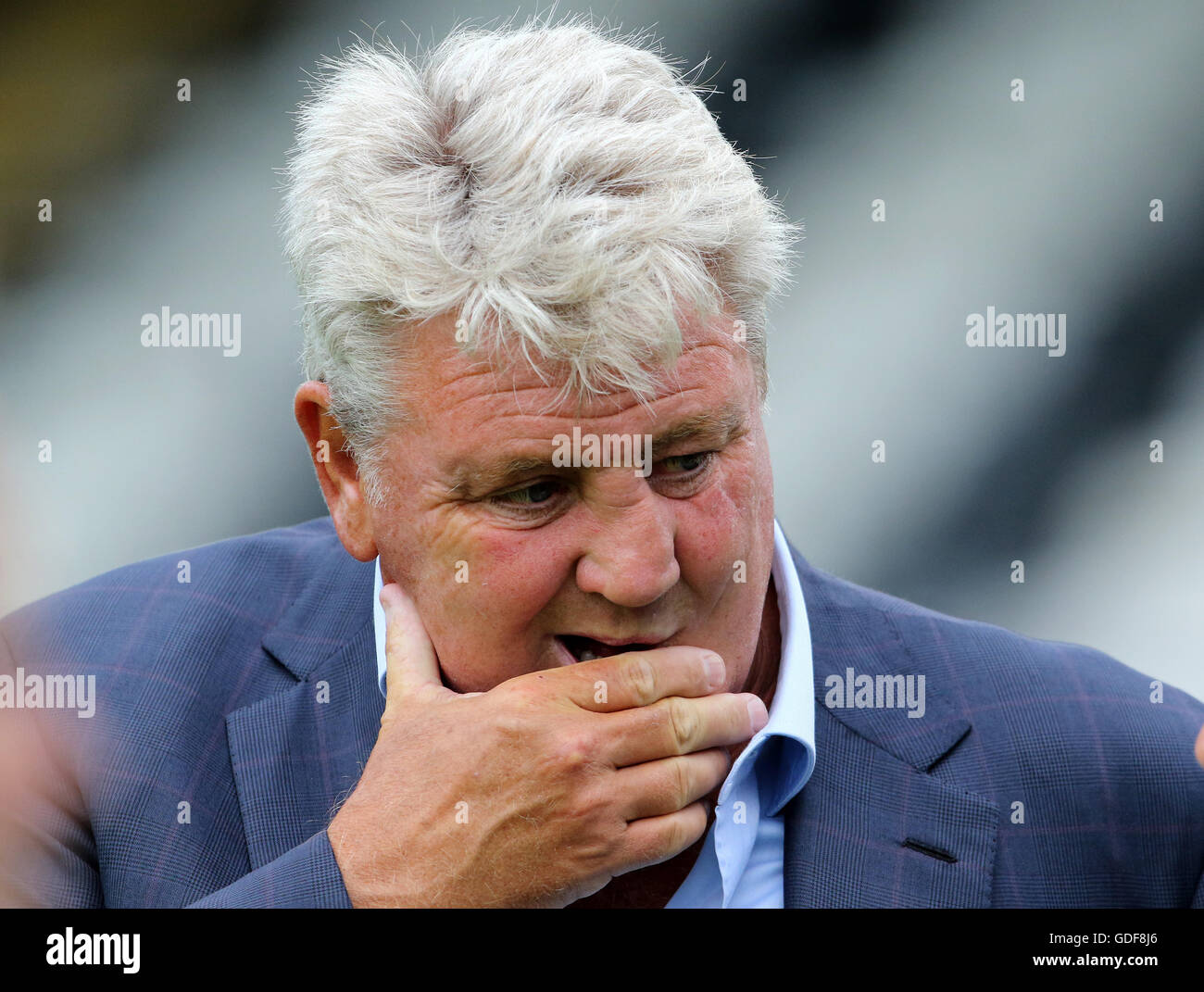 Hull City manager Steve Bruce during the pre-season friendly match at ...