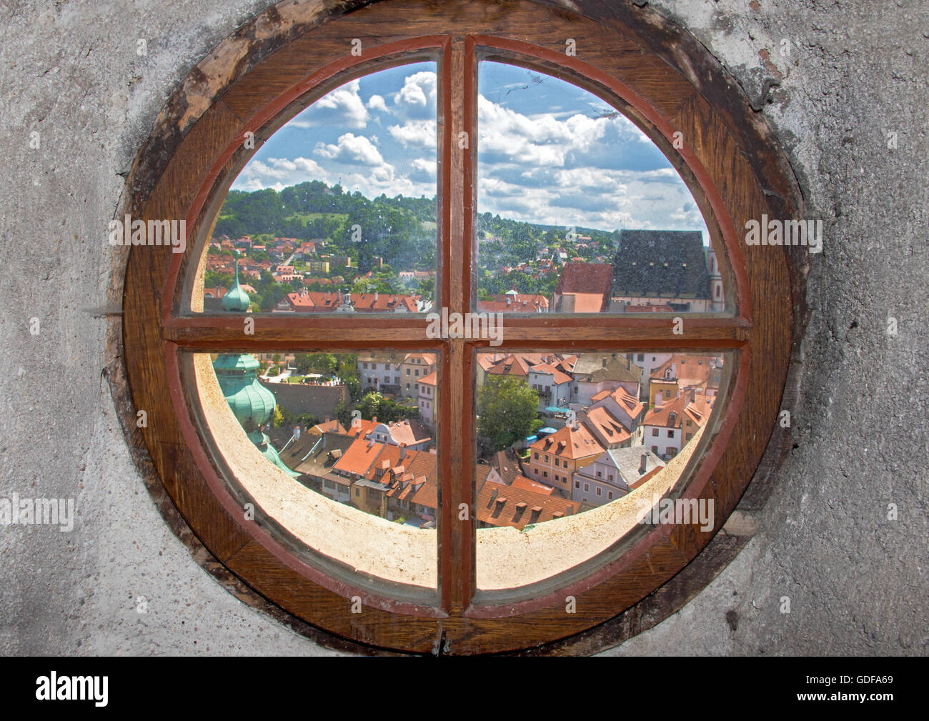 Round window hi-res stock photography and images - Alamy