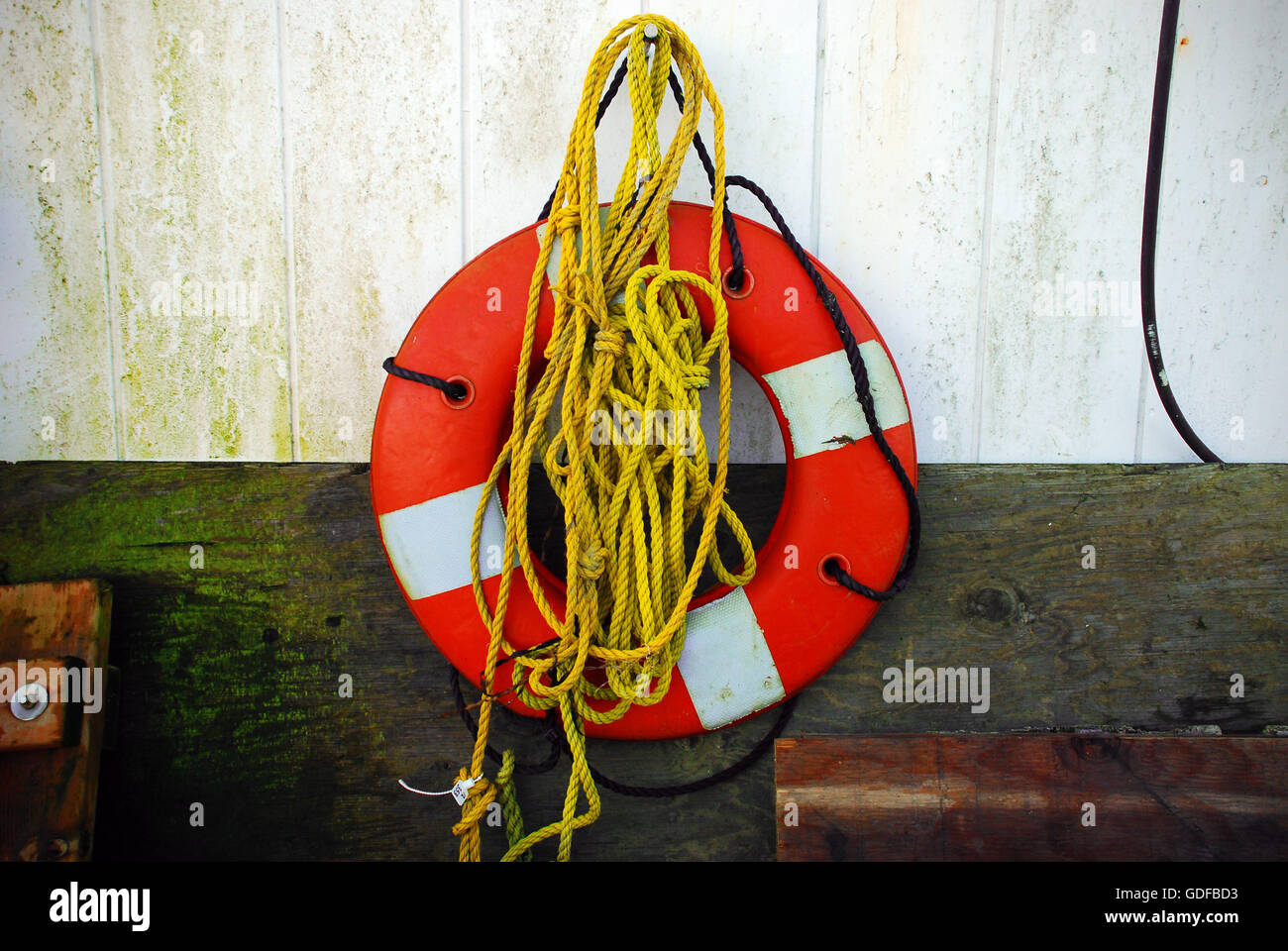 Old life preserver ring boat hi-res stock photography and images - Alamy