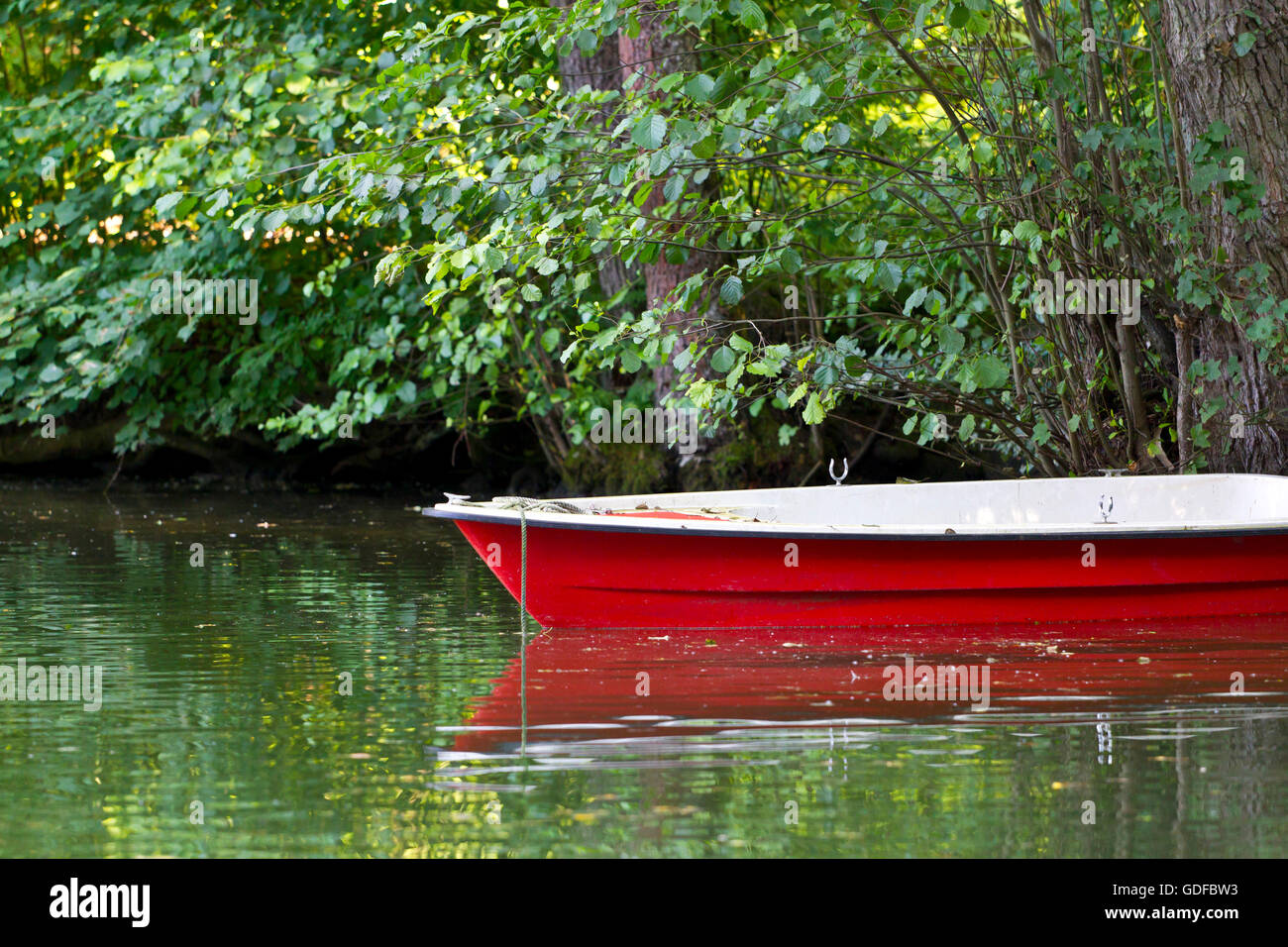 The red skiff hi-res stock photography and images - Alamy