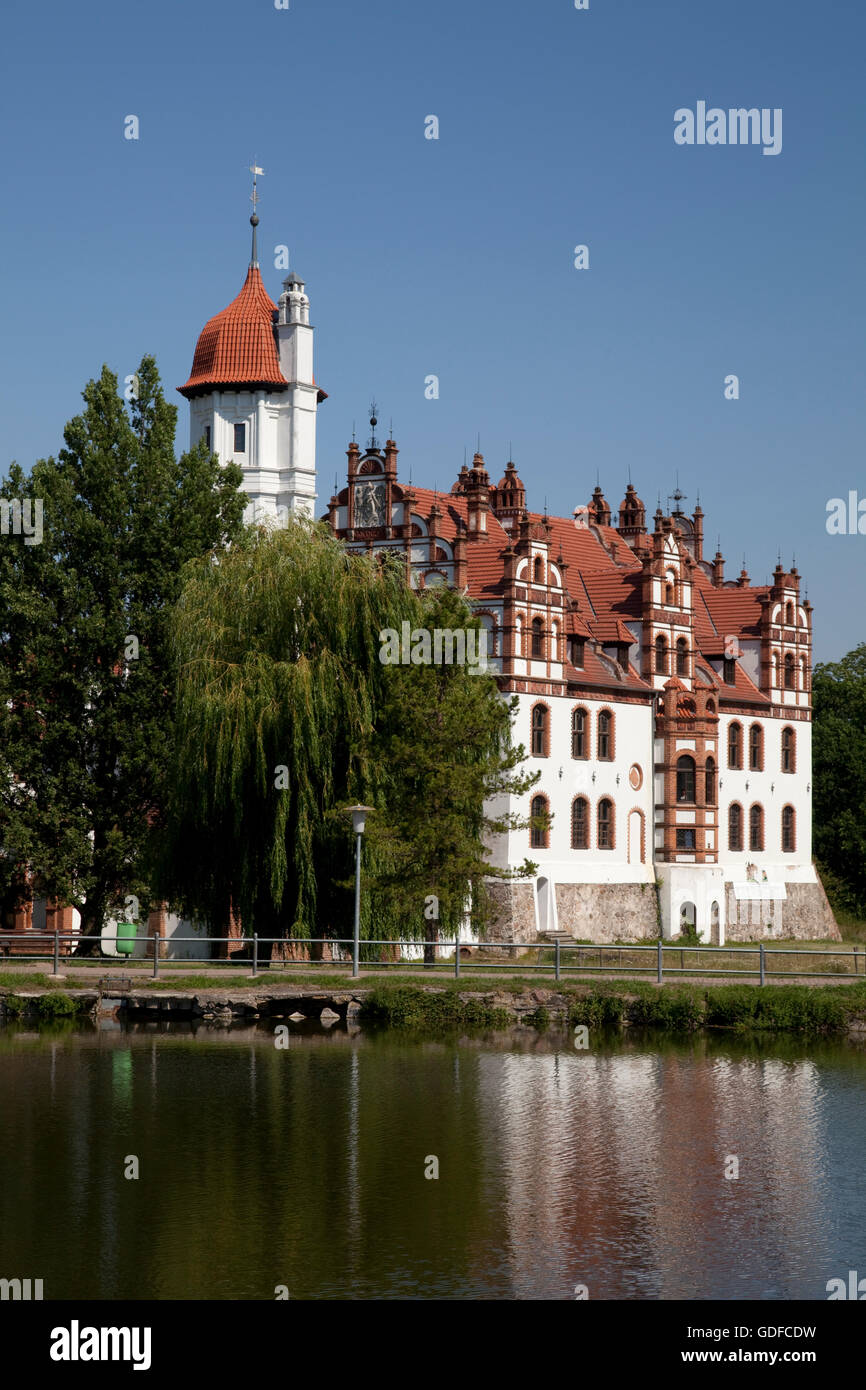 Schloss Basedow Castle, Mecklenburg Switzerland, Mecklenburg-Western ...