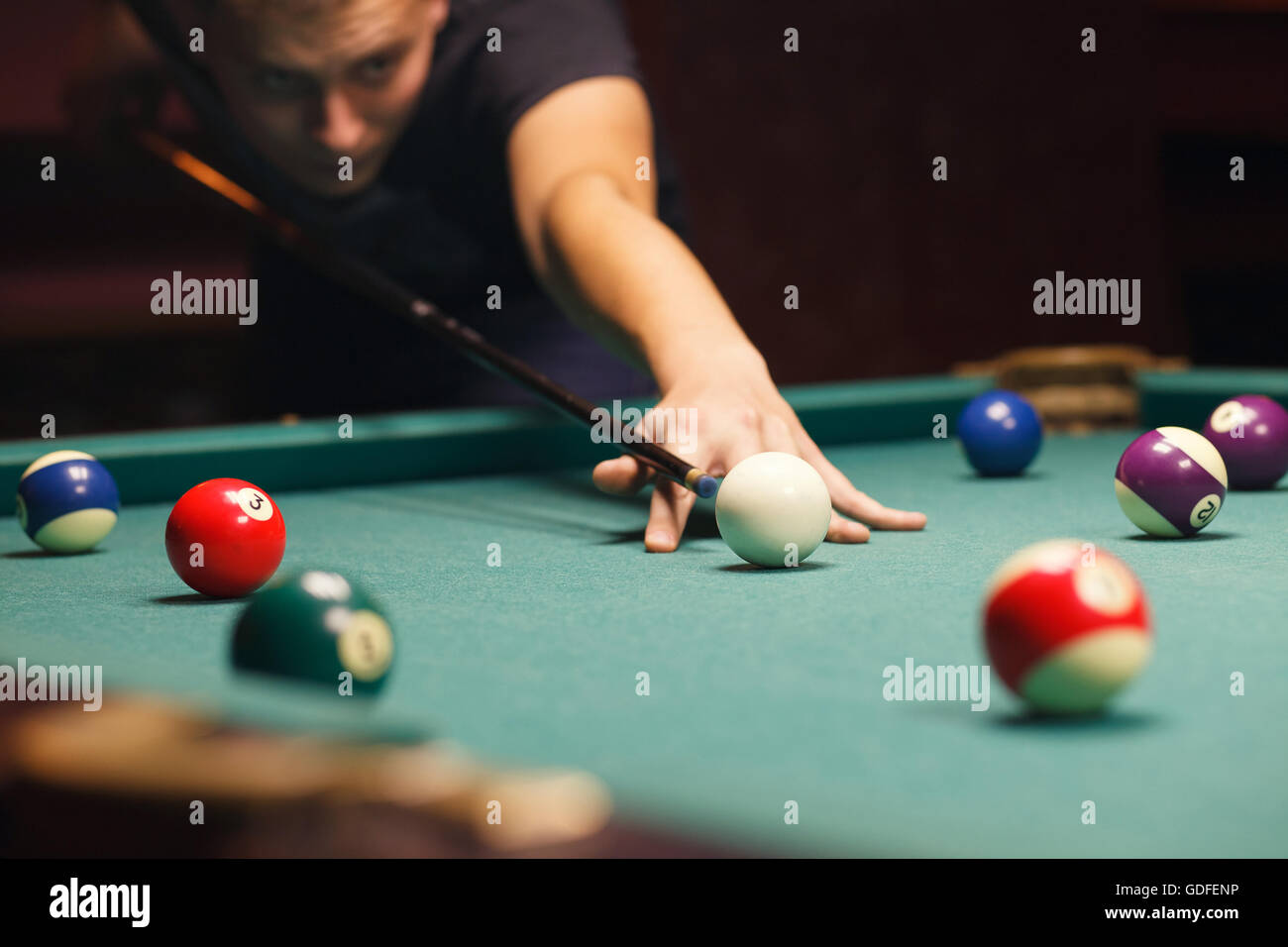 man playing billiard Stock Photo - Alamy