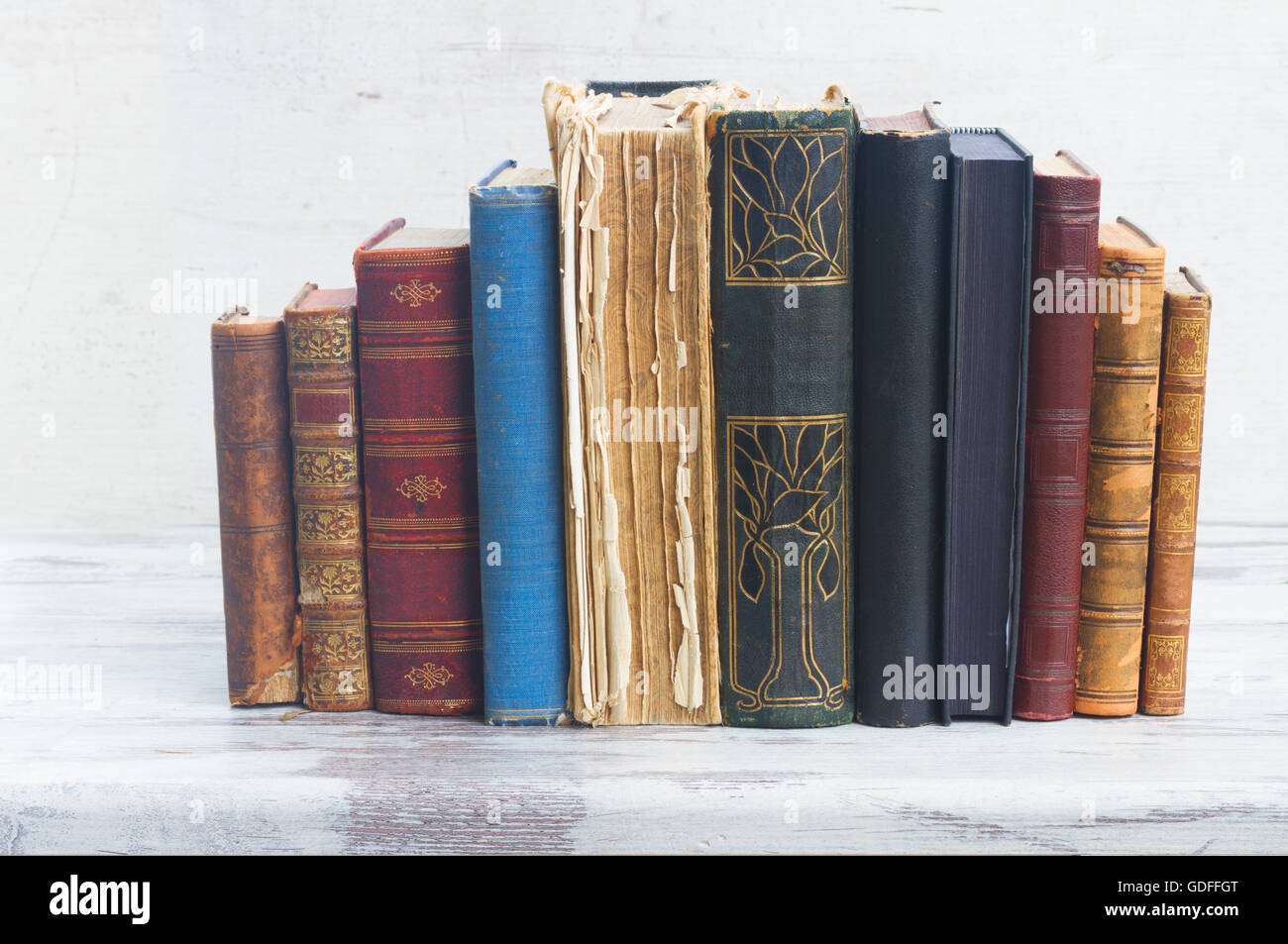 set of books Stock Photo - Alamy