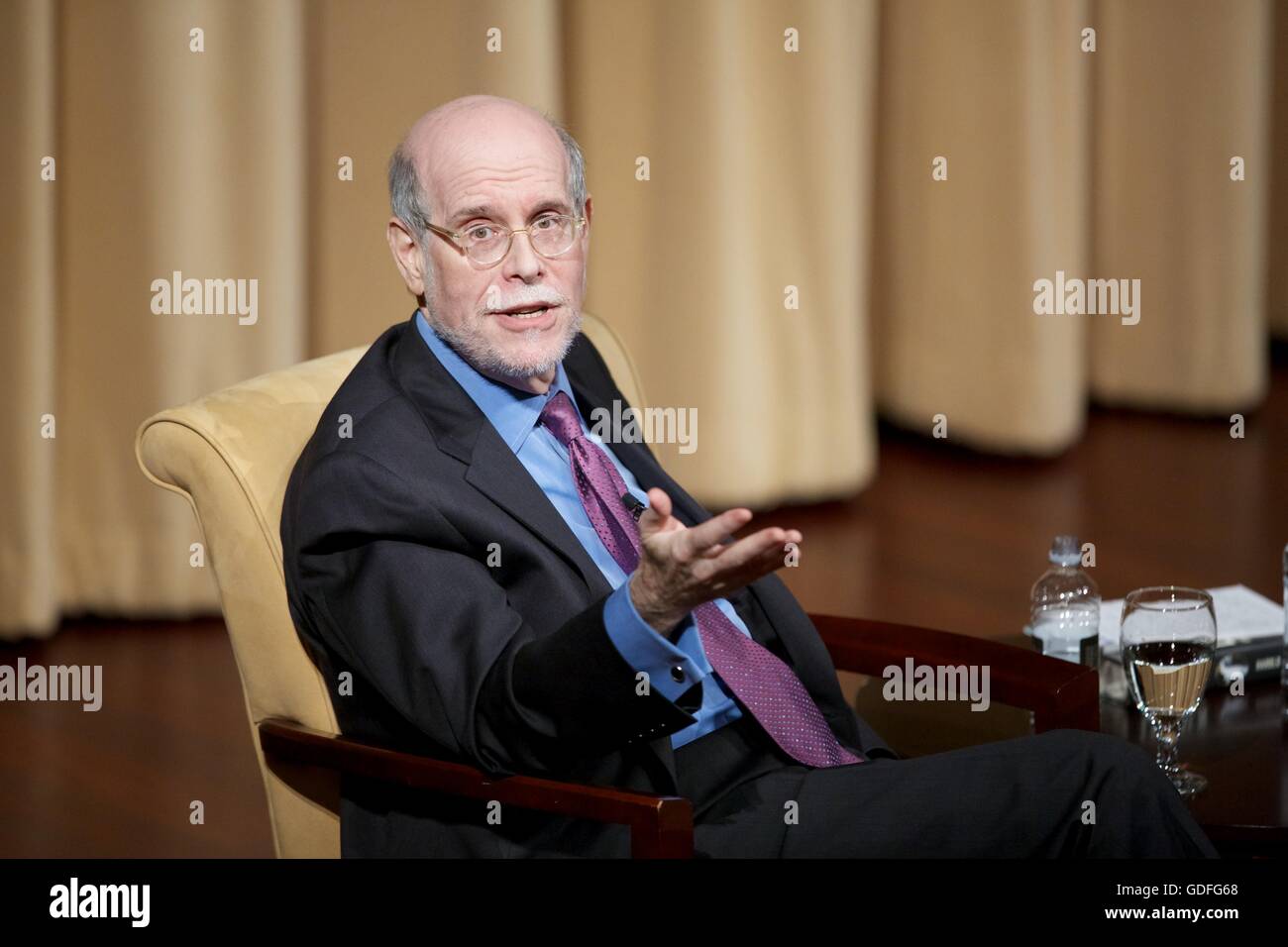 Author Harold Holzer, leading authority on Lincoln and the Civil War ...