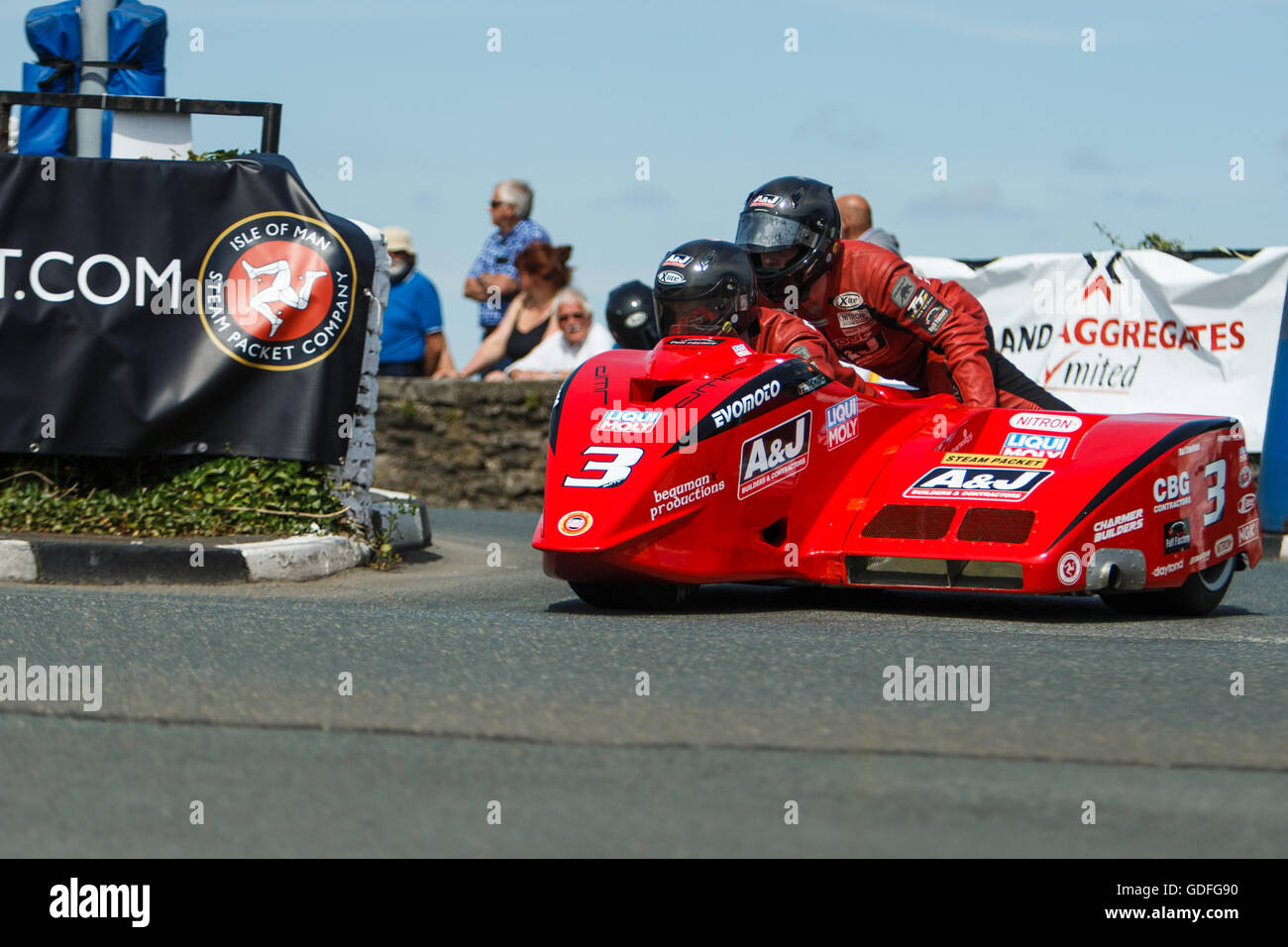 Dave Molyneux & Dan Sayle round Castletown Corner during the Manx Gas ...