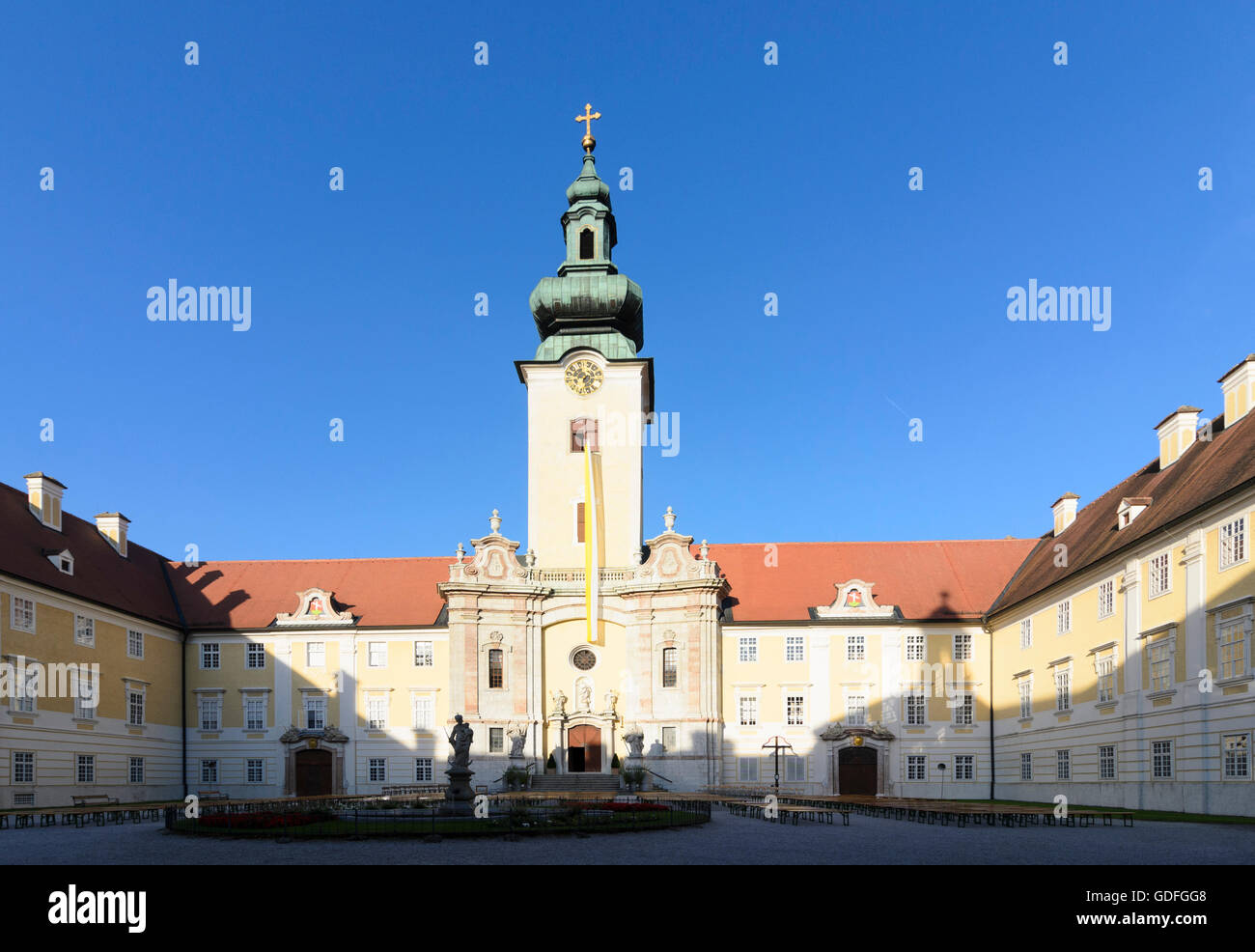 Courtyard of seitenstetten monastery hi-res stock photography and ...