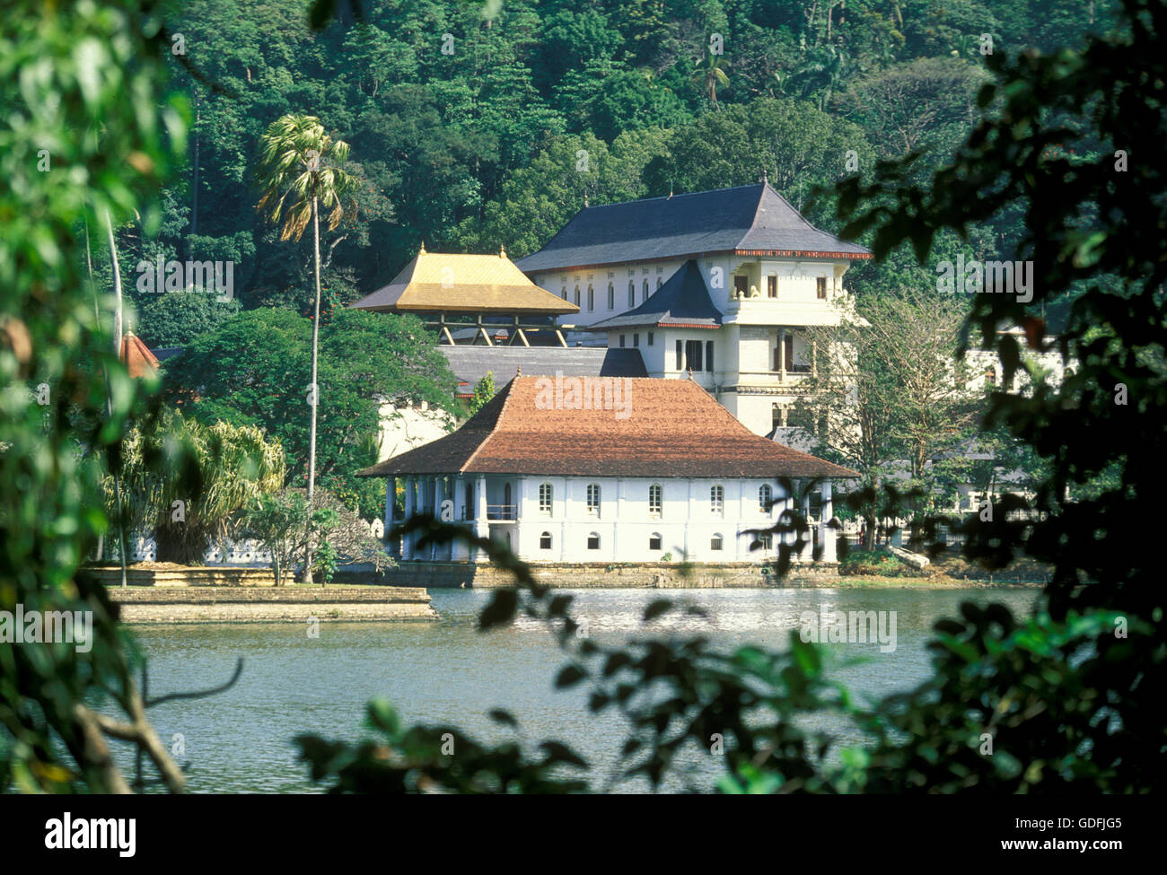 Kandy sri lanka indian hi-res stock photography and images - Alamy