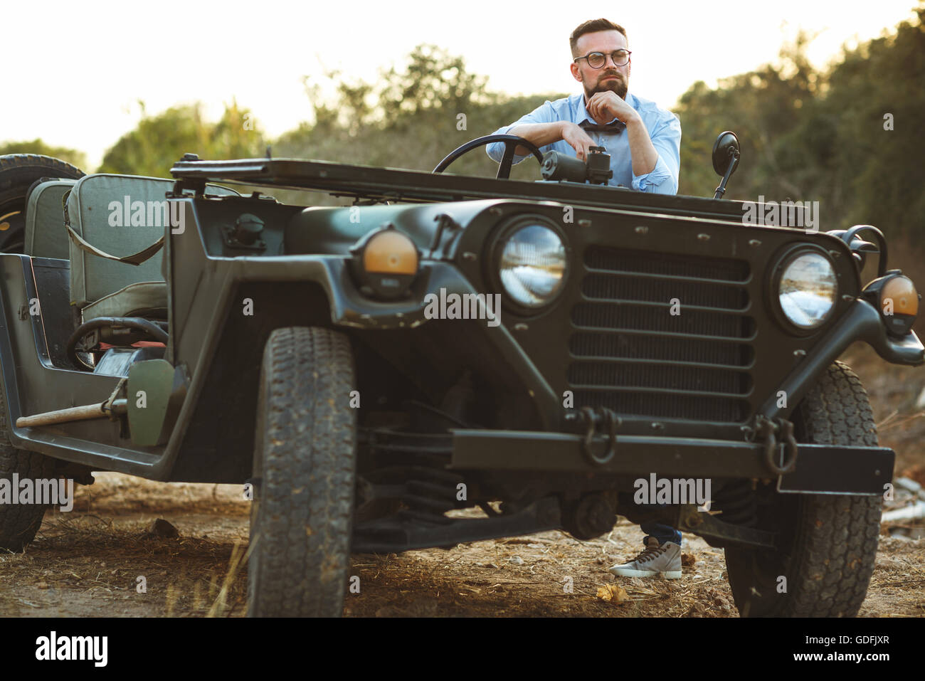 Explorer man old fashioned hi-res stock photography and images - Alamy