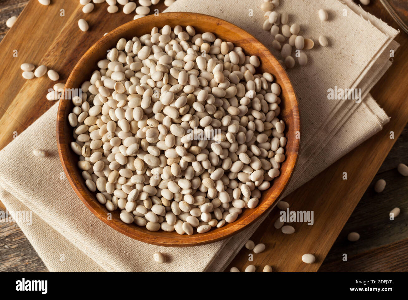 White haricot beans hi-res stock photography and images - Alamy