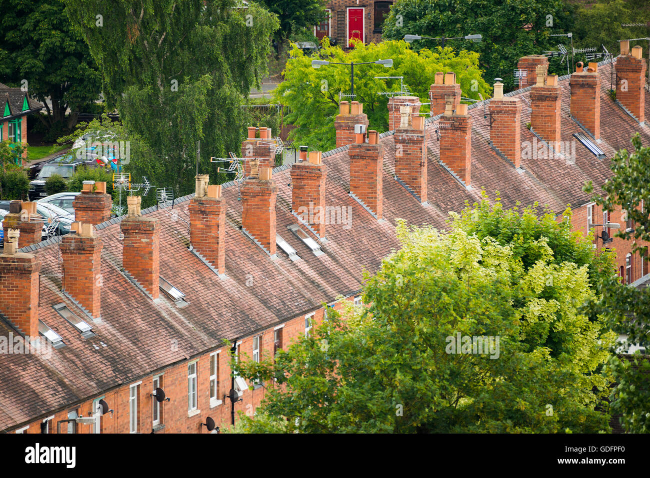 Terraced housing uk rooftops hi-res stock photography and images - Alamy